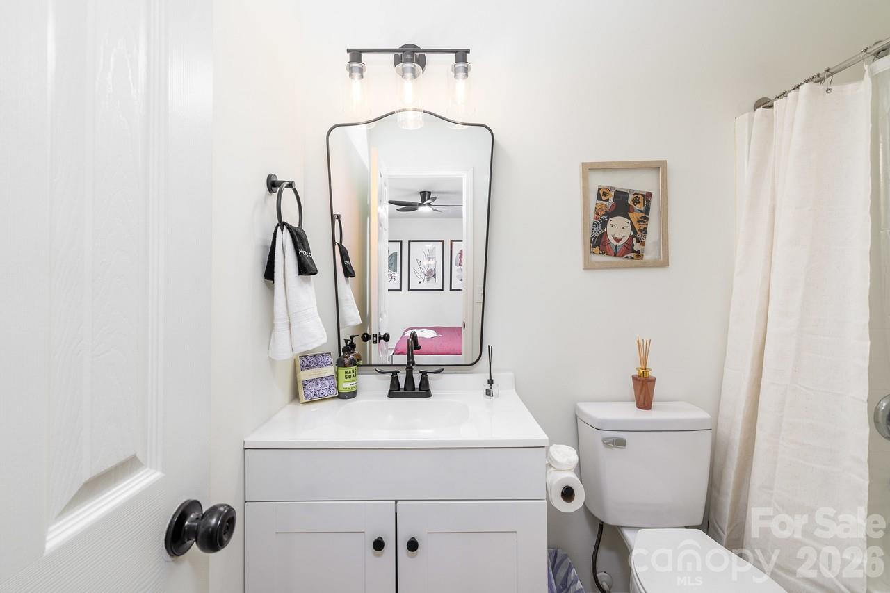 Photo 25 of 5229 Tarrywood Lane, Charlotte, NC