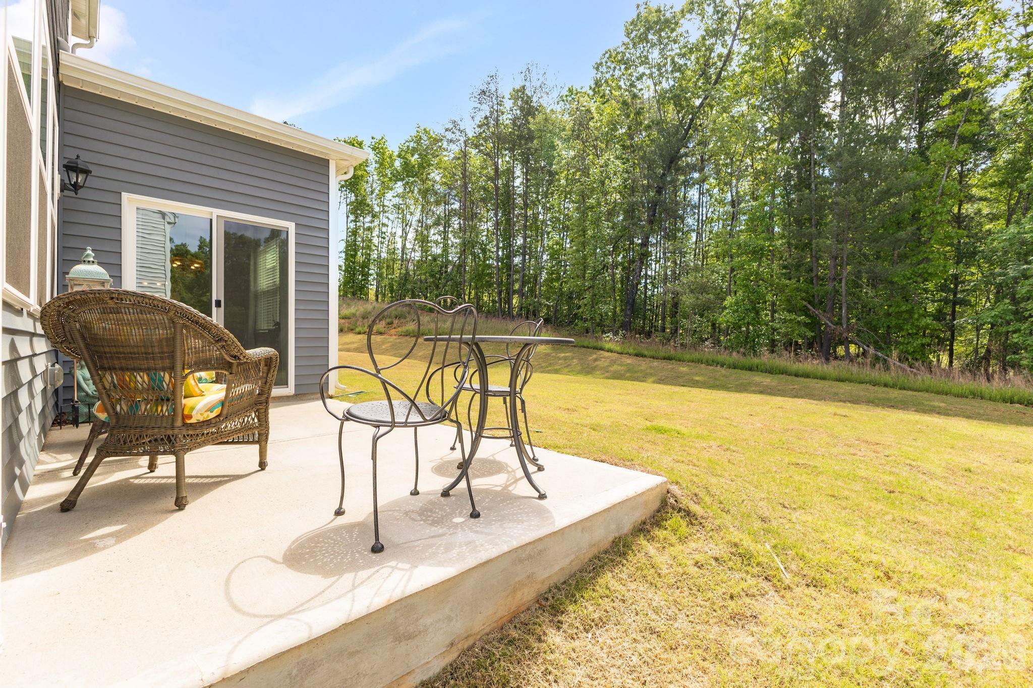 1334 37th Avenue Lane NE, Hickory, NC - photo 26 of 35