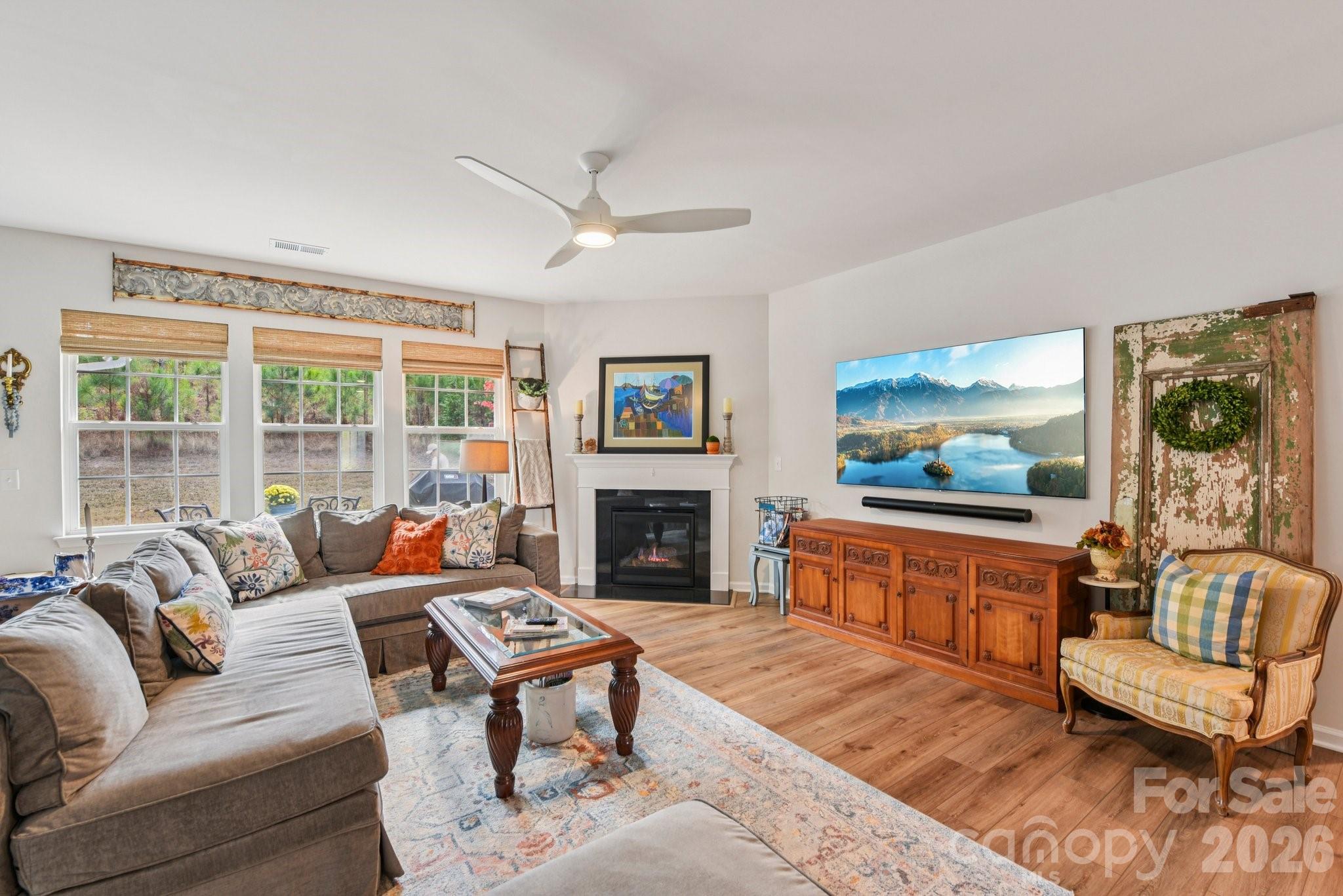 1328 Dali Boulevard, Mount Holly, NC - photo 7 of 39