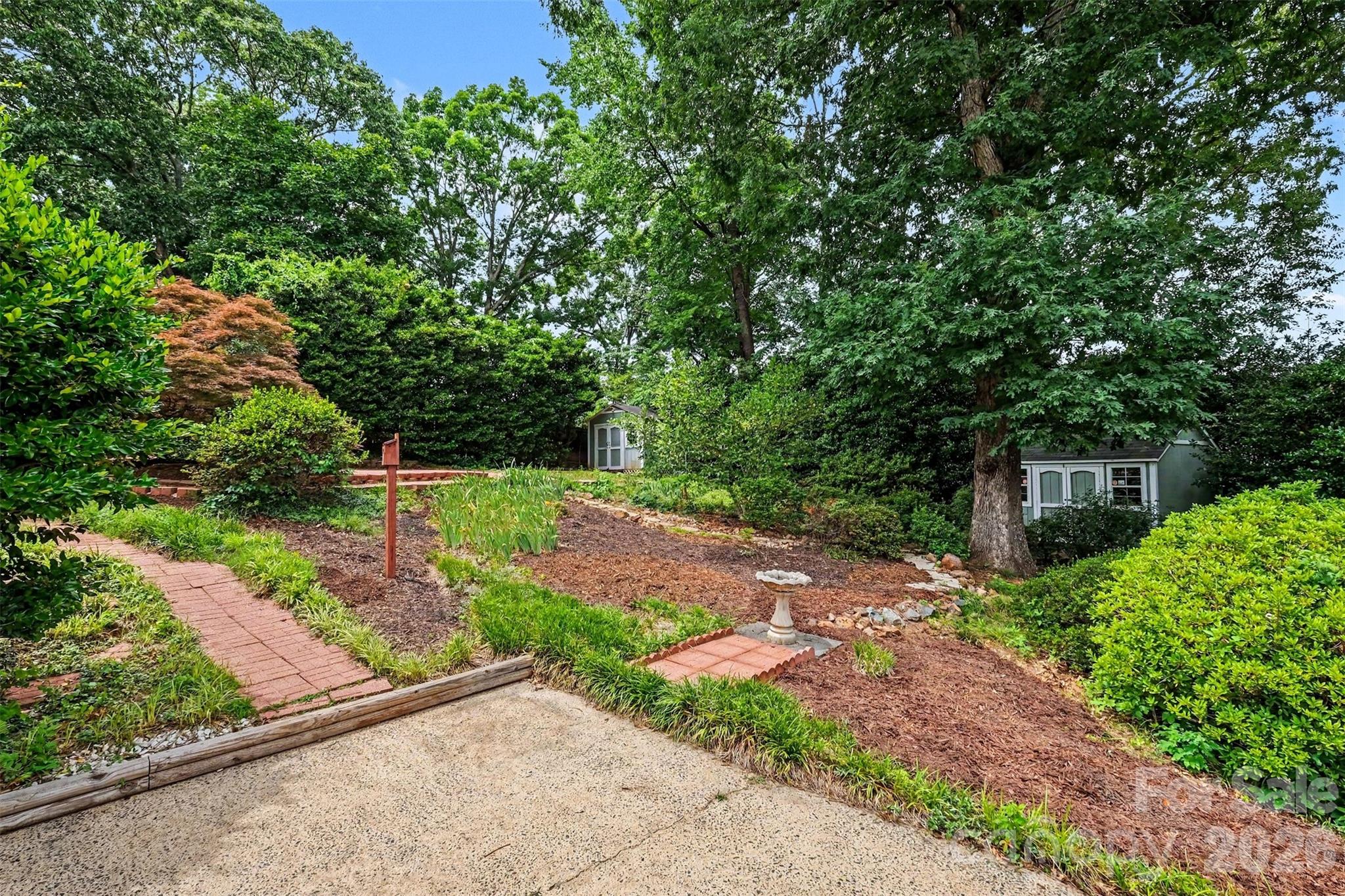 Home for sale at 1030 Mclaughlin Drive, Charlotte, NC — photo 31 of 33