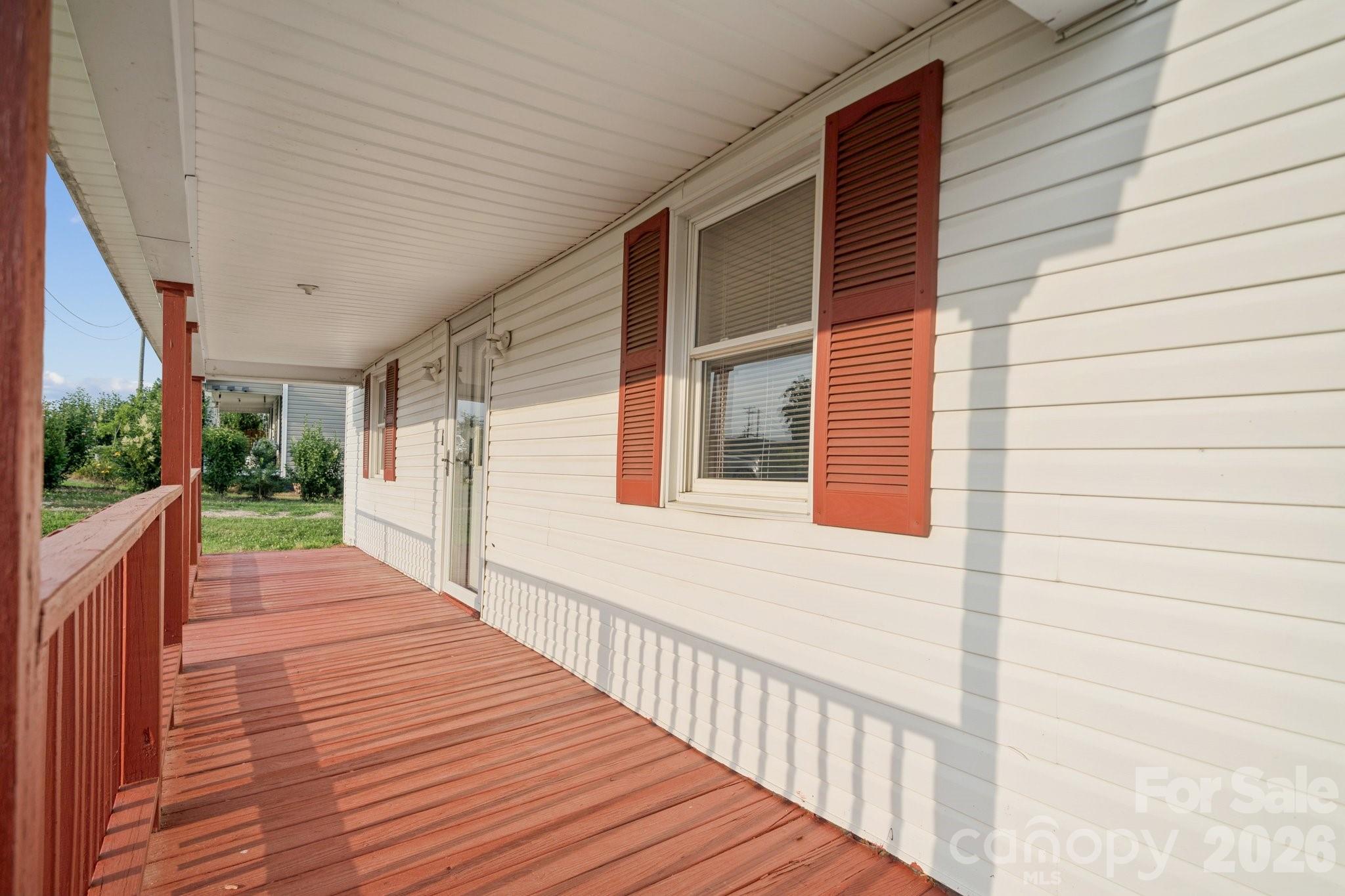 411 S Central Avenue, Landis, NC - photo 3 of 27