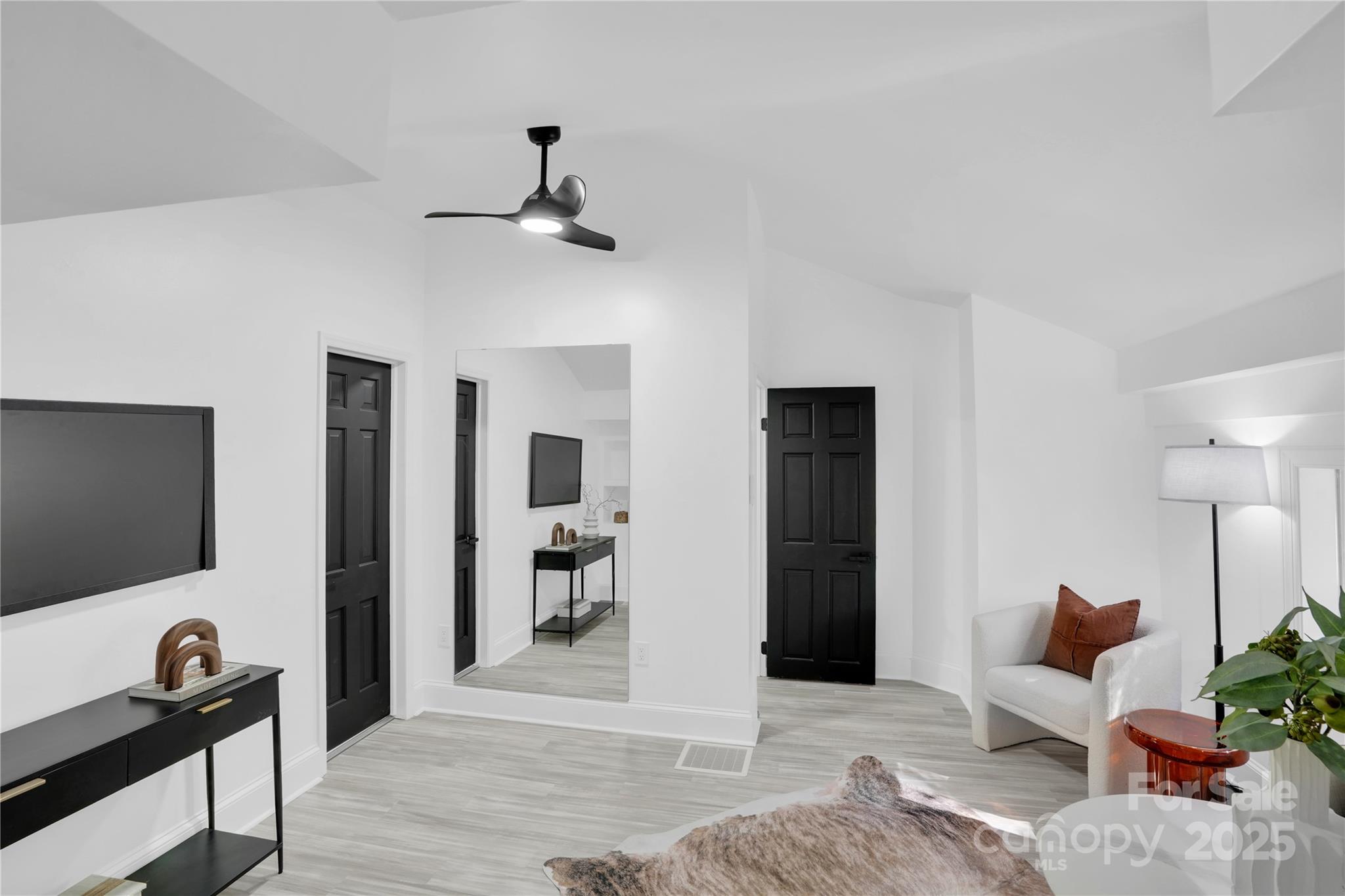Photo 22 of 3301 Archdale Drive, Charlotte, NC