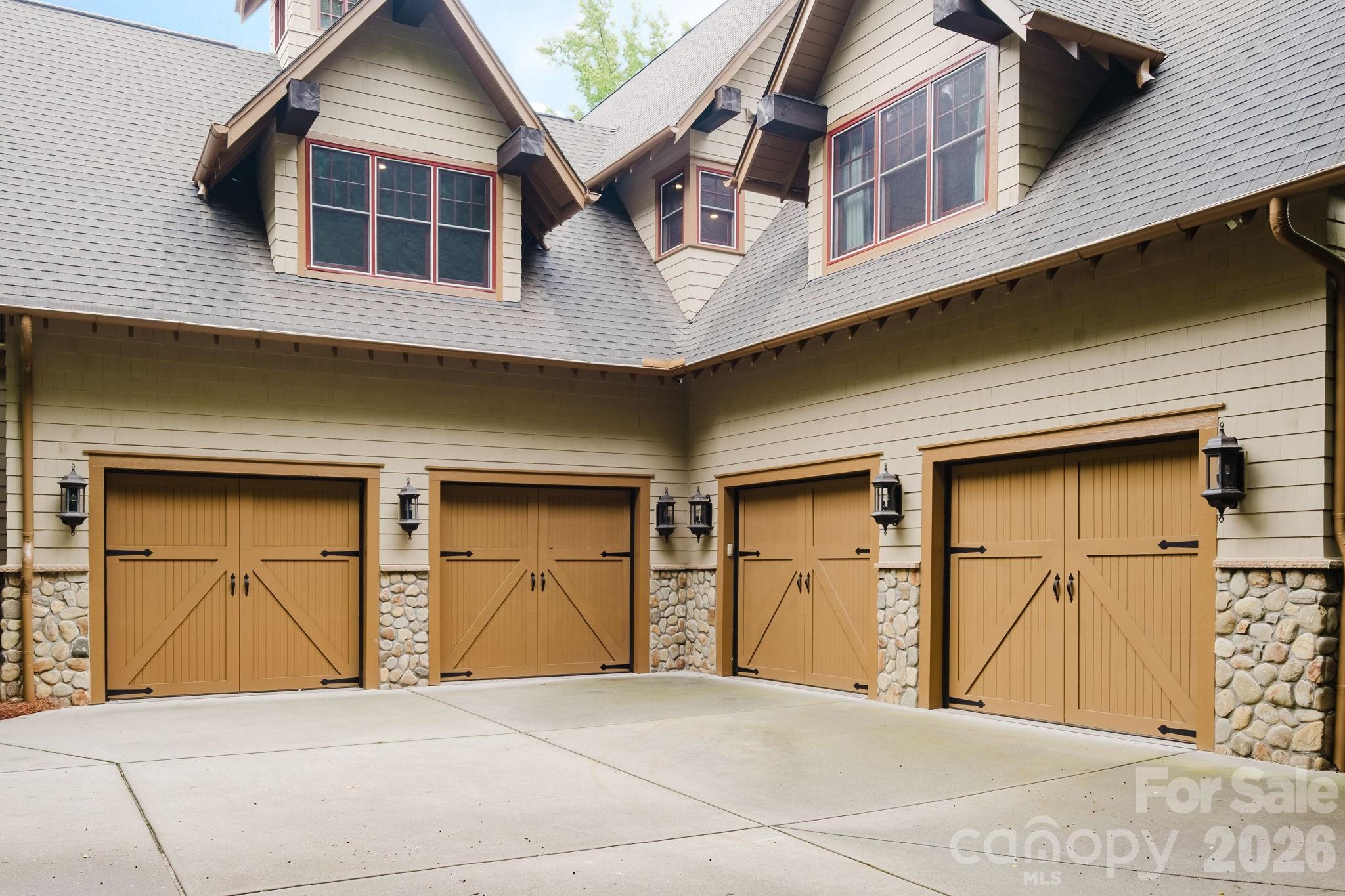 Photo 46 of 10930 Green Heron Court, Charlotte, NC