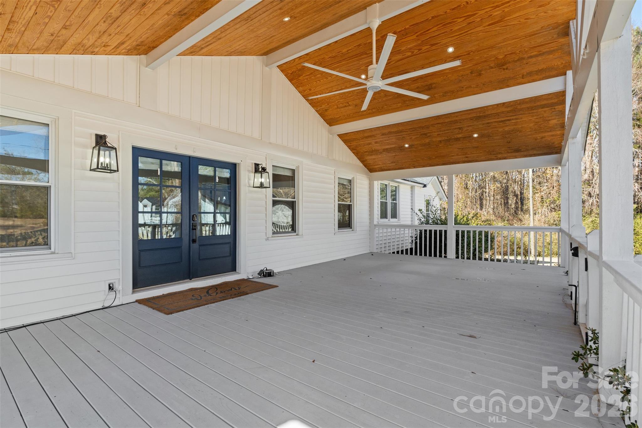 5214 Echo Valley Drive, Great Falls, SC - photo 5 of 41