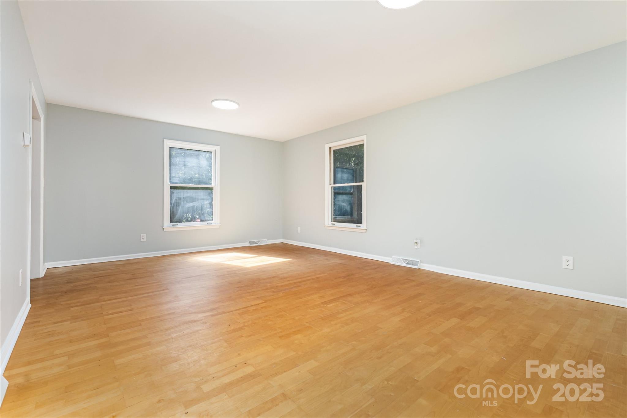Photo 8 of 4529 Creemore Drive, Charlotte, NC