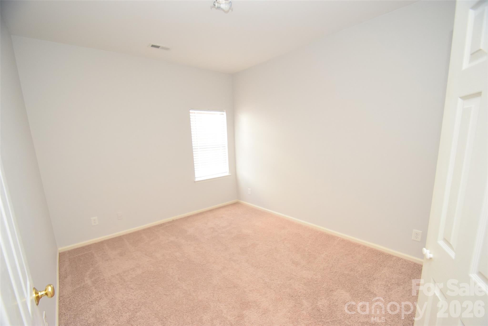 Photo 21 of 10214 Stoneykirk Lane, Charlotte, NC
