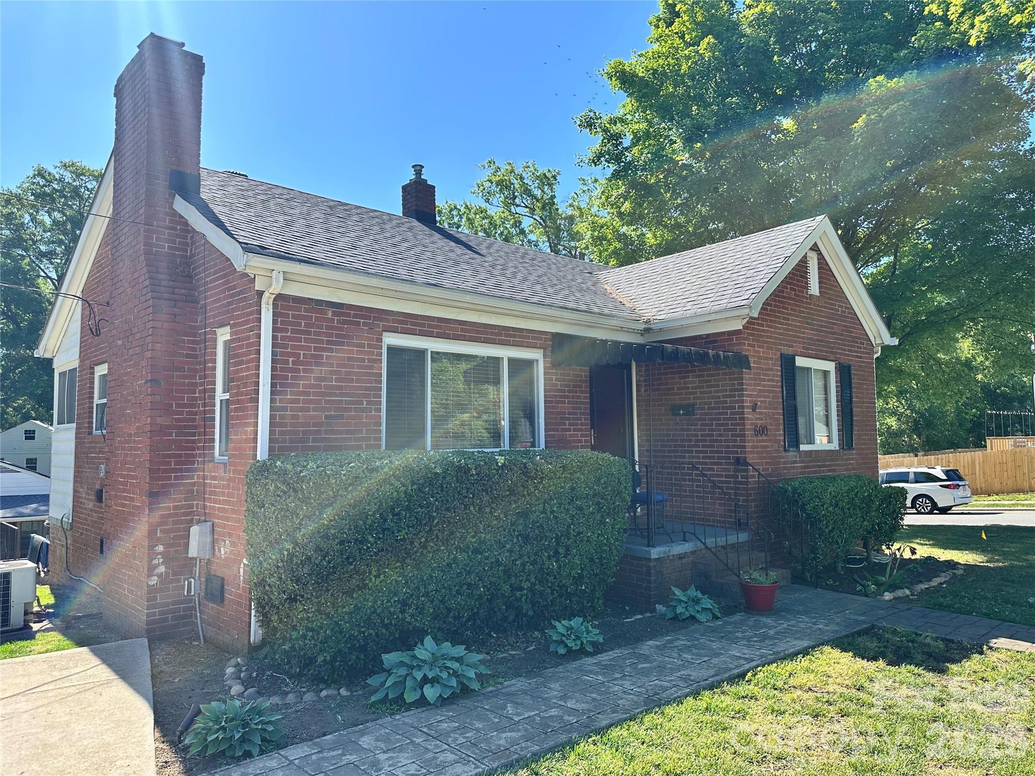 600 W Cama Street8, Charlotte, NC - photo 10 of 27