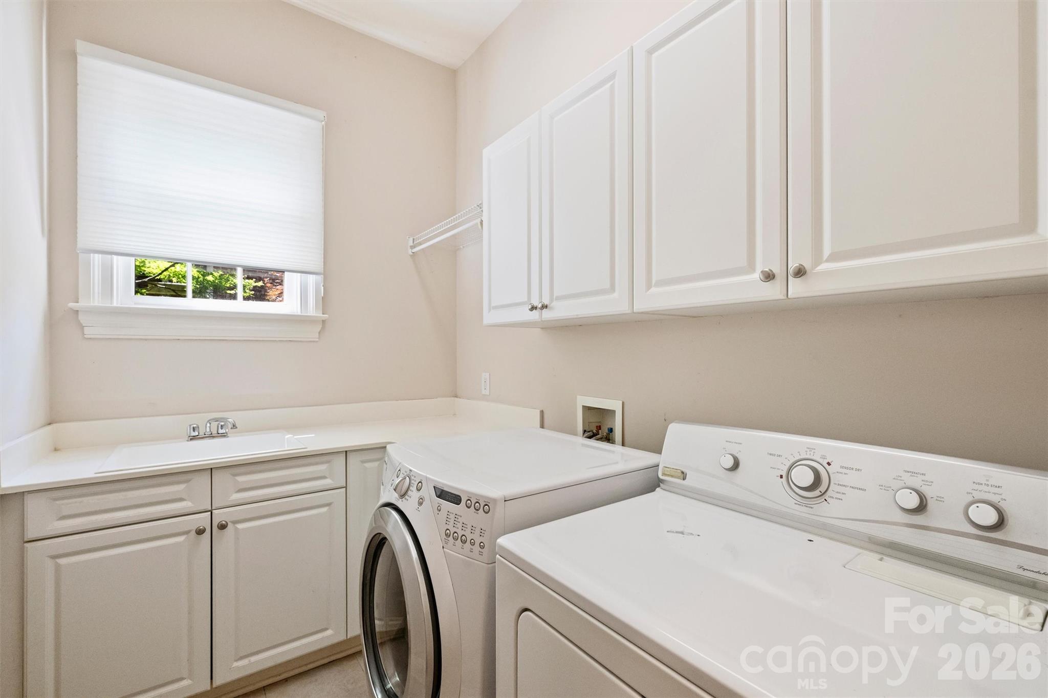 Photo 20 of 1115 S Kings Drive, Charlotte, NC