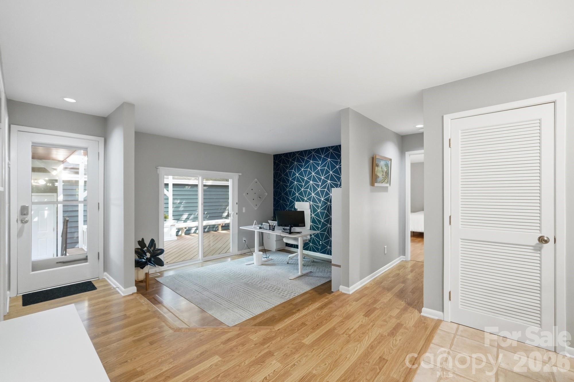 7045 Burlwood Road, Charlotte, NC - photo 12 of 49