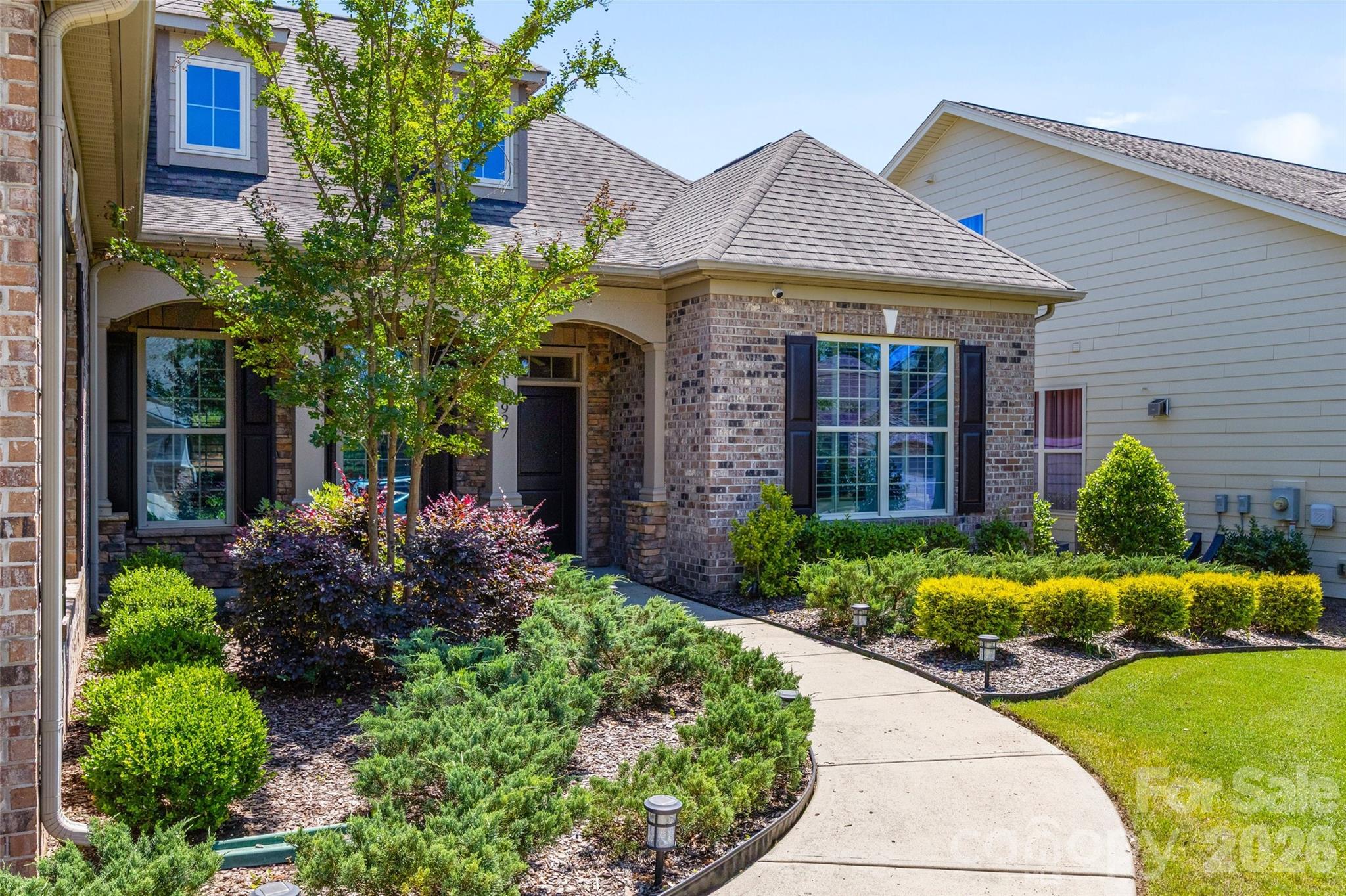 Photo 3 of 15927 Vale Ridge Drive, Charlotte, NC
