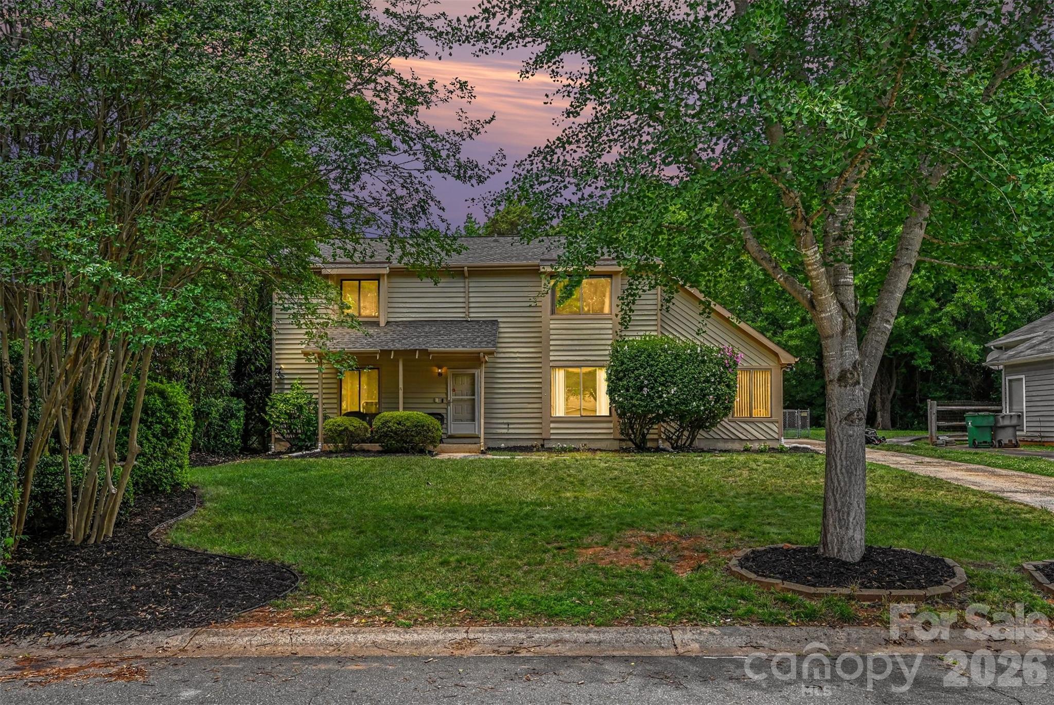 Photo 2 of 611 Mattingwood Drive, Charlotte, NC