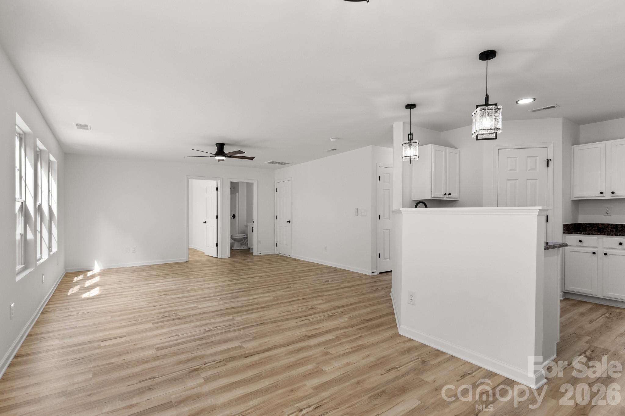 8723 Buttonwood Court, Charlotte, NC - photo 10 of 43