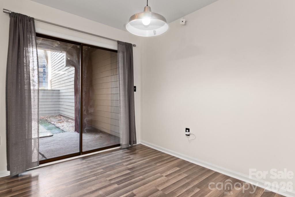 Photo 5 of 212 W 10th Street, Charlotte, NC