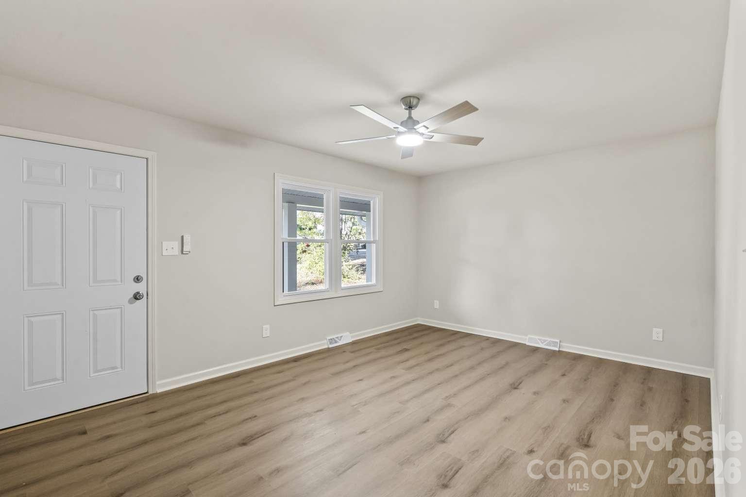 Photo 4 of 6134 Mayridge Drive, Charlotte, NC