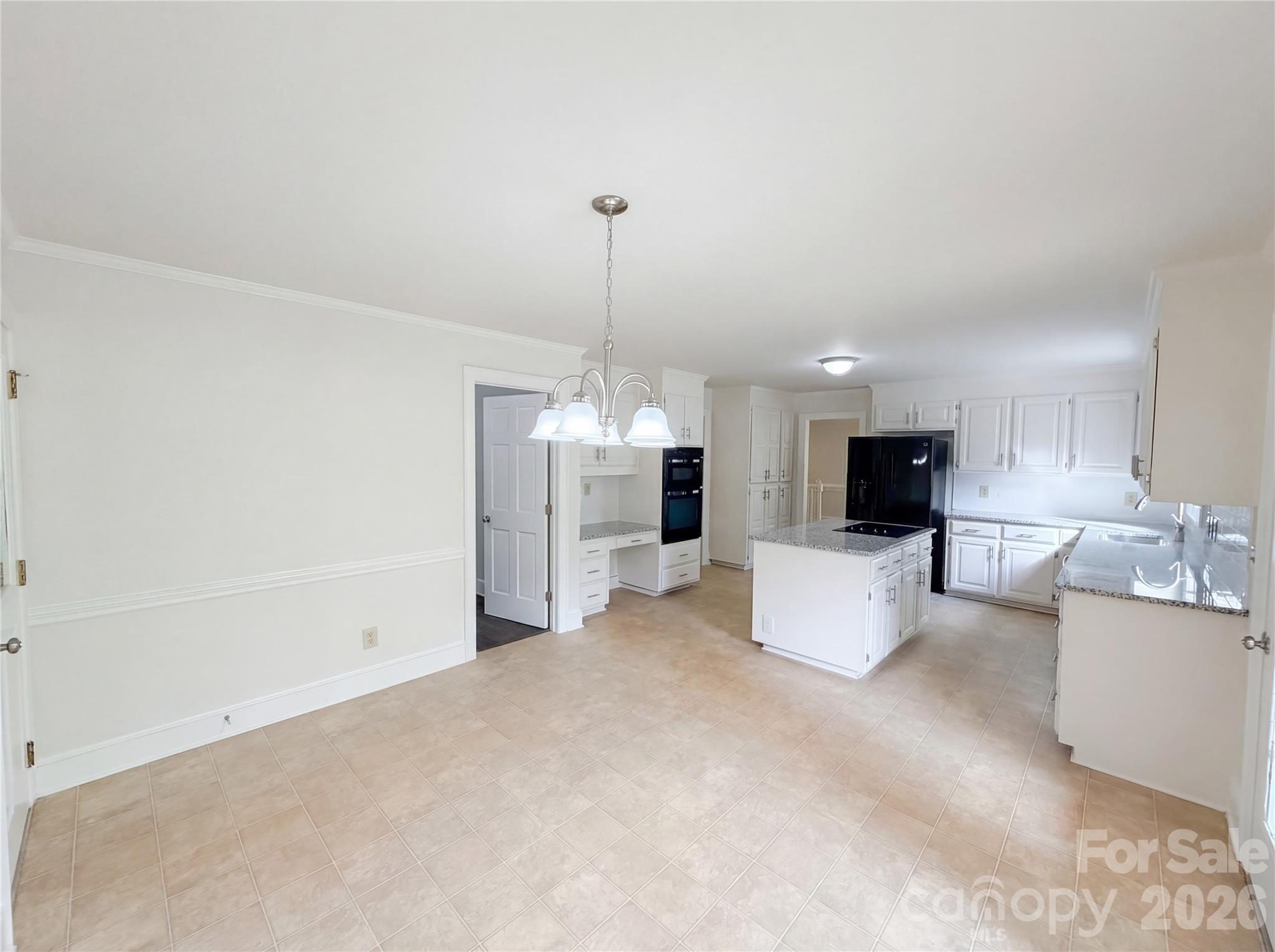 Photo 7 of 6024 Dovefield Road, Charlotte, NC
