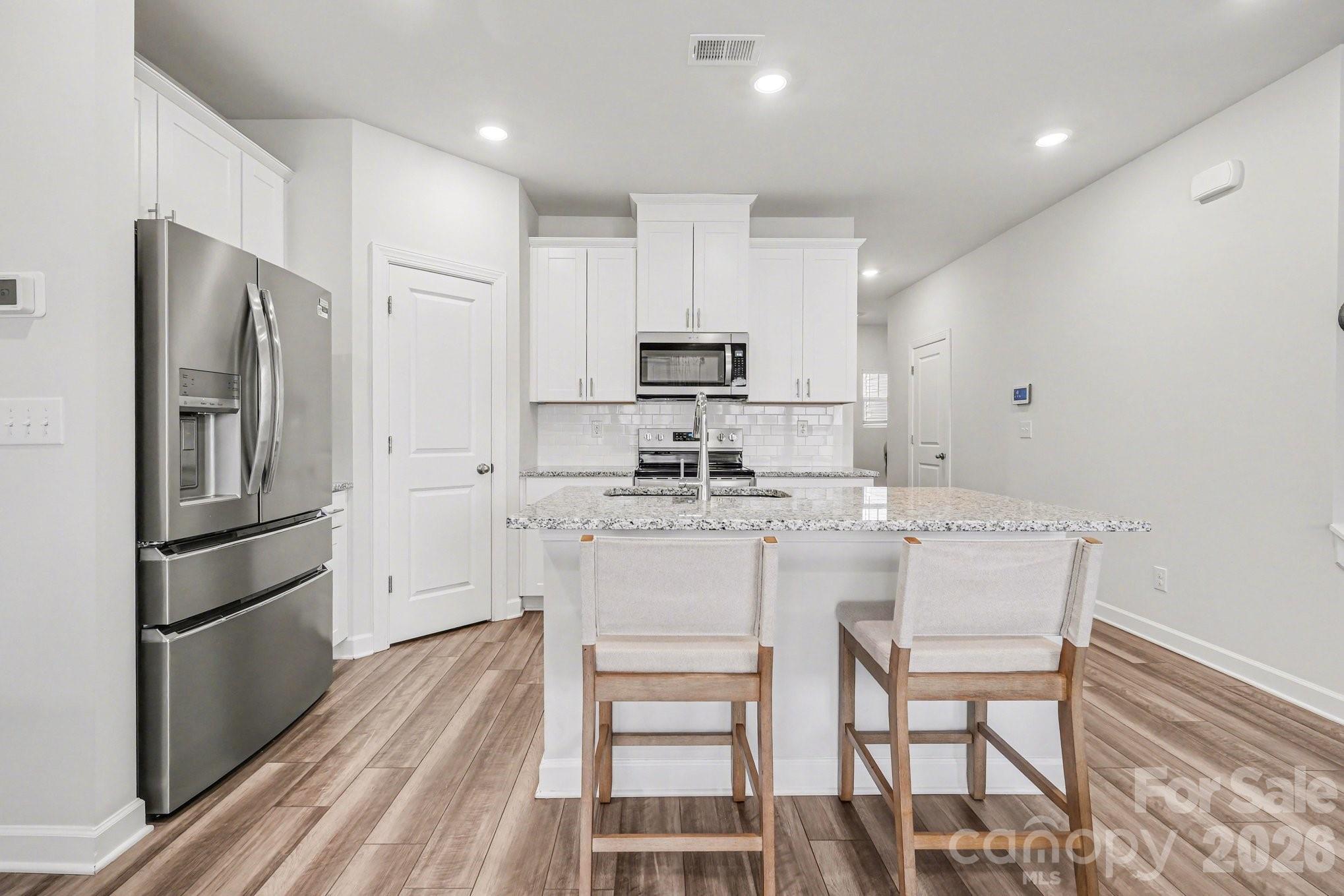 Photo 4 of 2207 Belterra Drive, Charlotte, NC