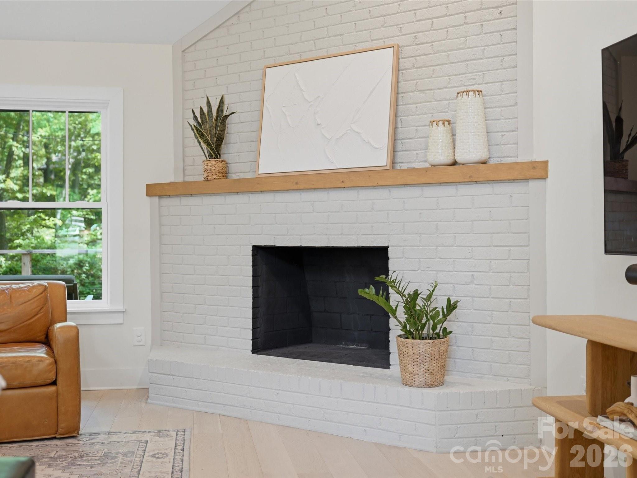 Photo 7 of 1611 E Barden Road, Charlotte, NC