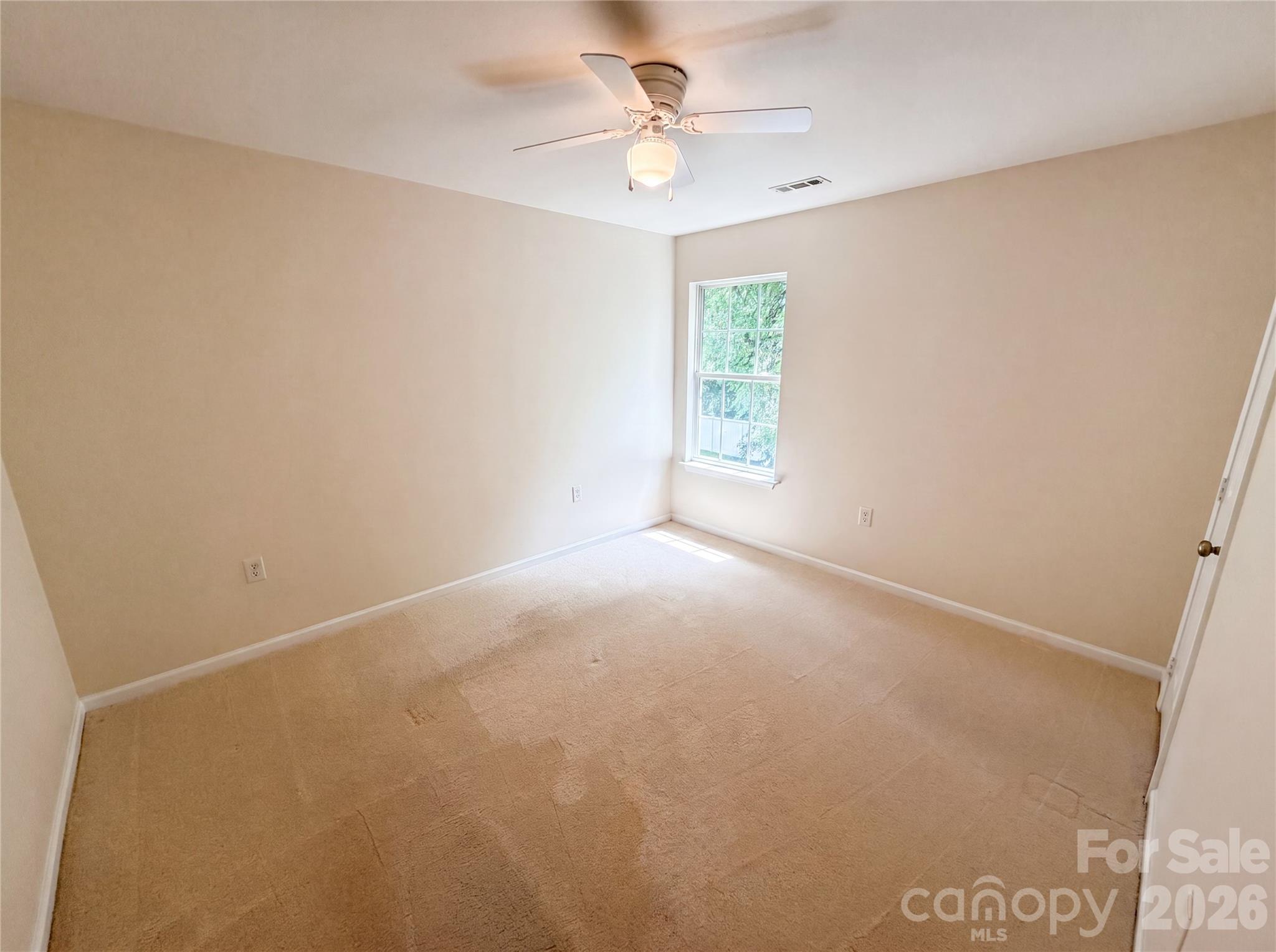Photo 12 of 1131 Jordans Pond Lane, Charlotte, NC