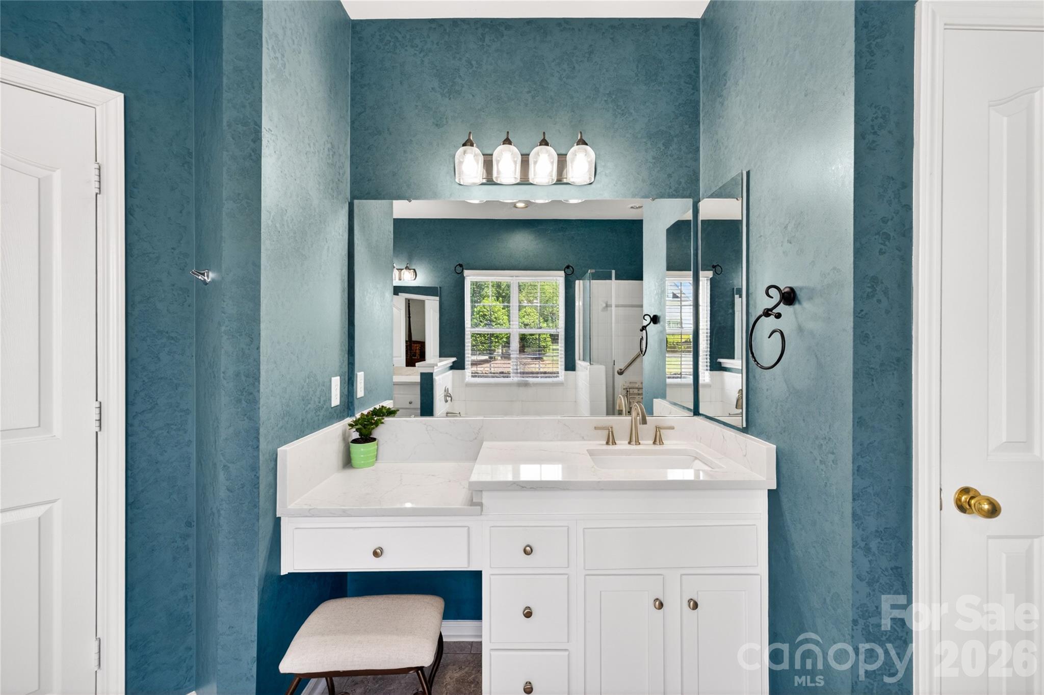 1918 Weighmont Court, Charlotte, NC - photo 14 of 31