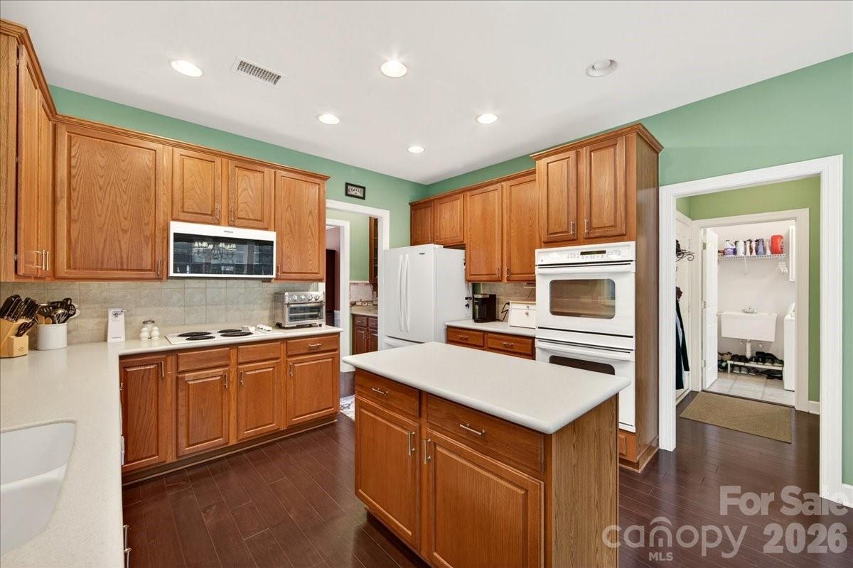 Photo 20 of 10604 Knight Castle Drive60, Charlotte, NC
