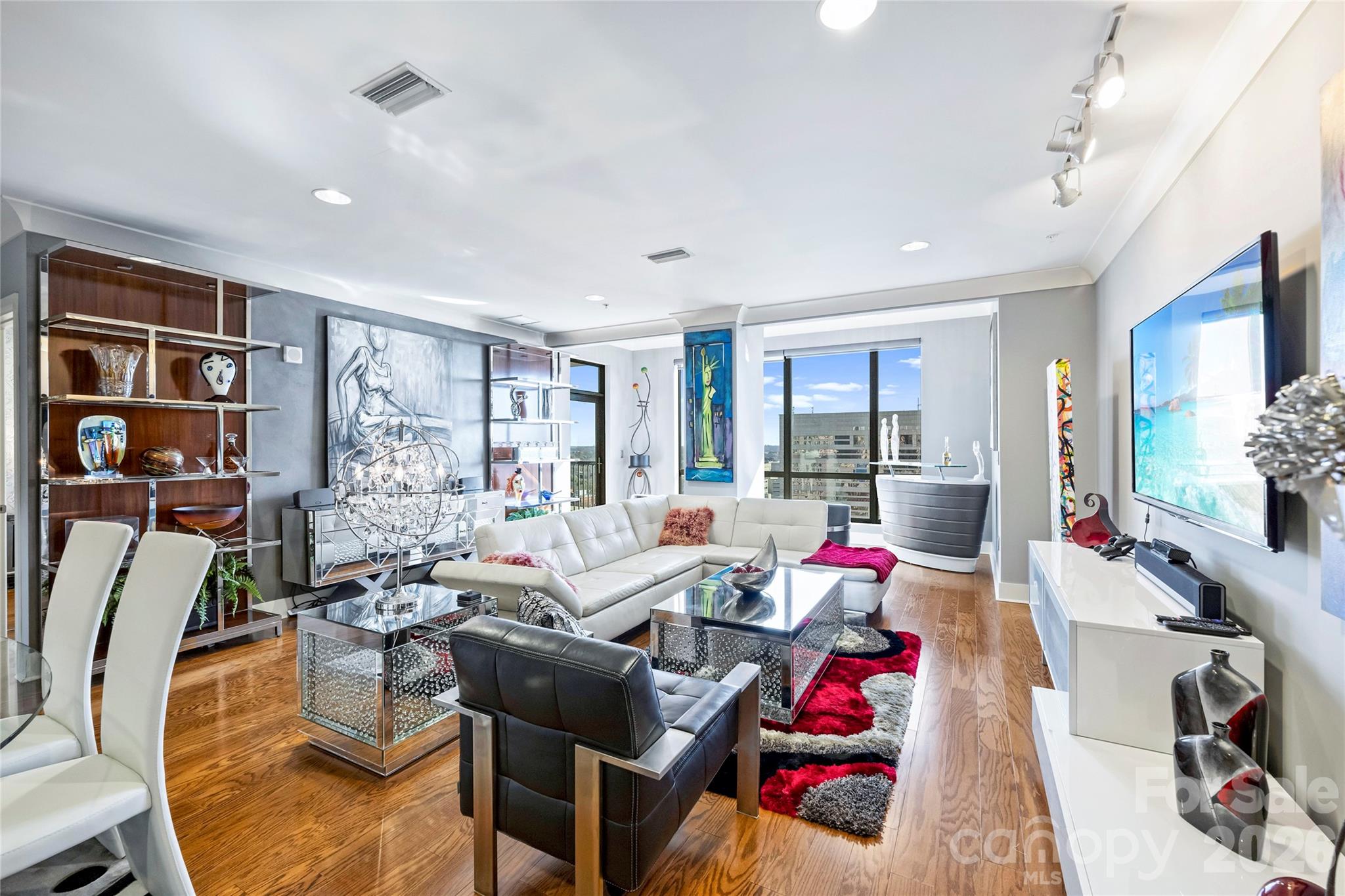 Photo 4 of 222 S Caldwell Street1612, Charlotte, NC