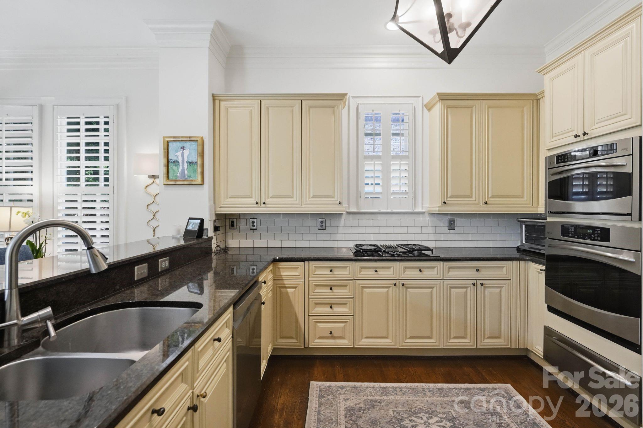 Photo 14 of 2618 Sheffield Crescent Court, Charlotte, NC