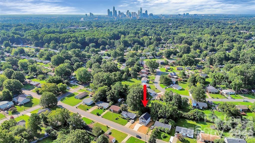 Photo 3 of 2833 Southwest Boulevard, Charlotte, NC