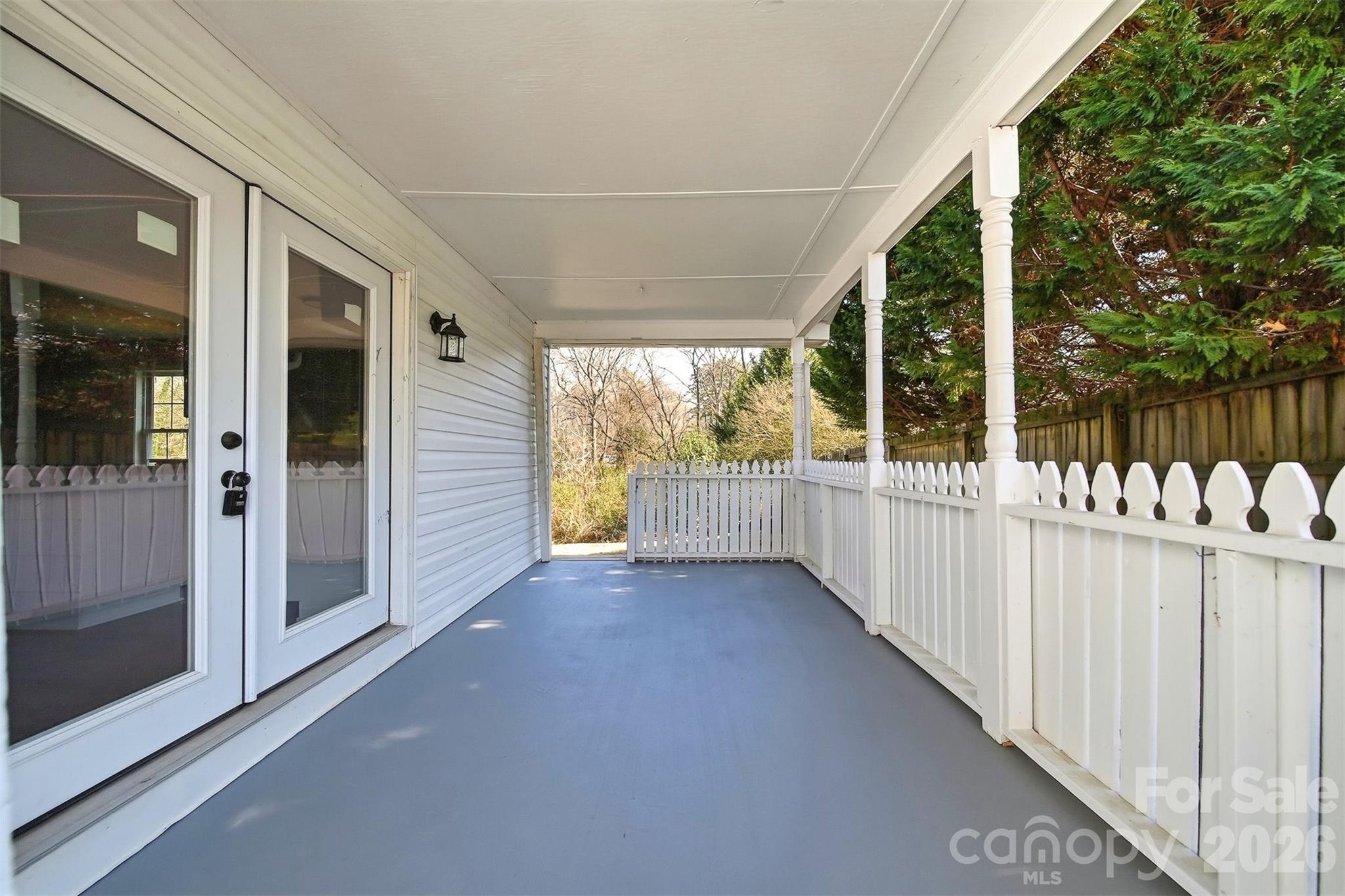 Photo 2 of 702 N 9th Street, Bessemer City, NC