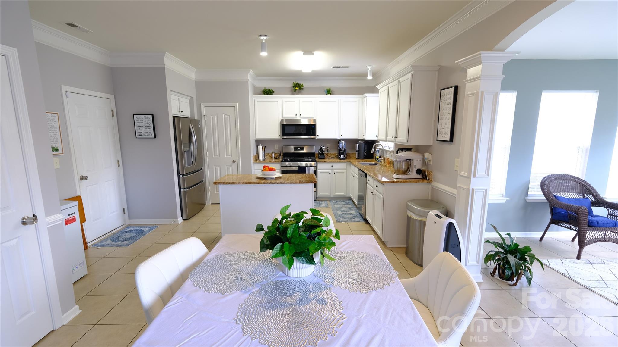 Photo 12 of 608 Wrayhill Drive, Charlotte, NC
