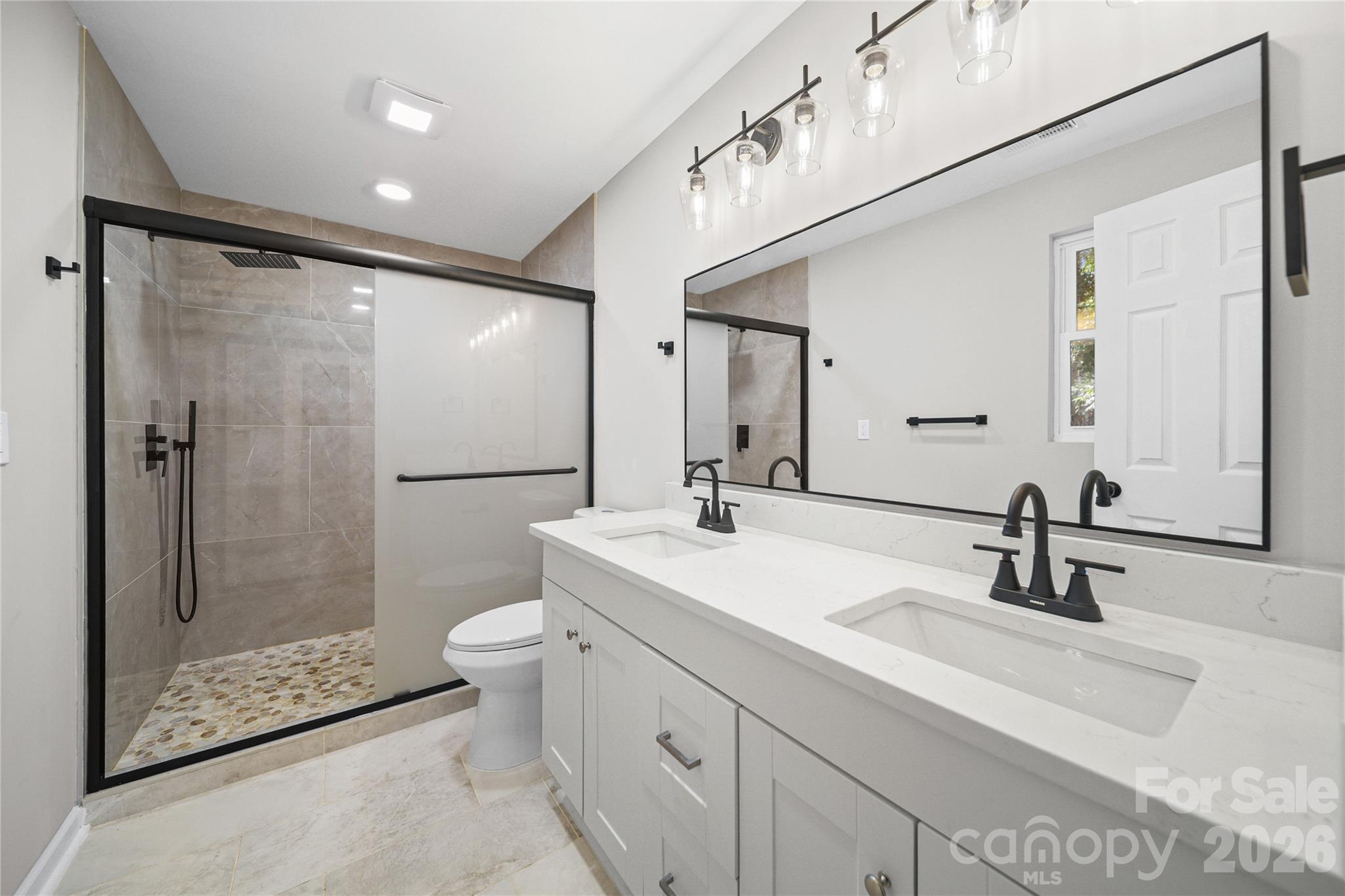 Photo 19 of 1421 Tyvola Road, Charlotte, NC