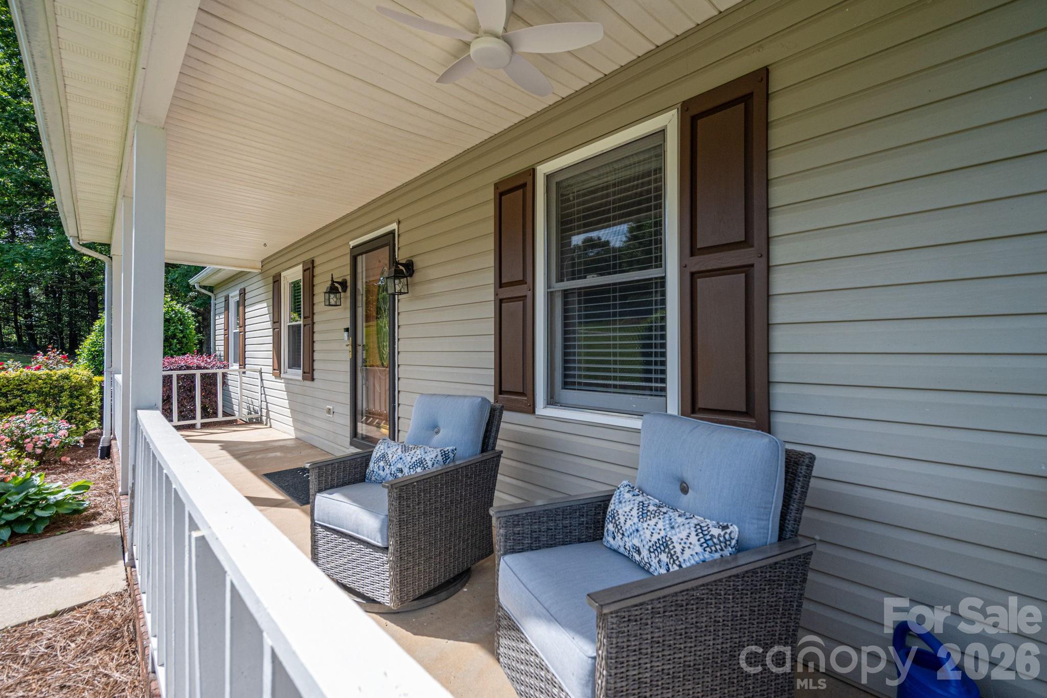 6097 Tuckborough Road, Hickory, NC - photo 6 of 48