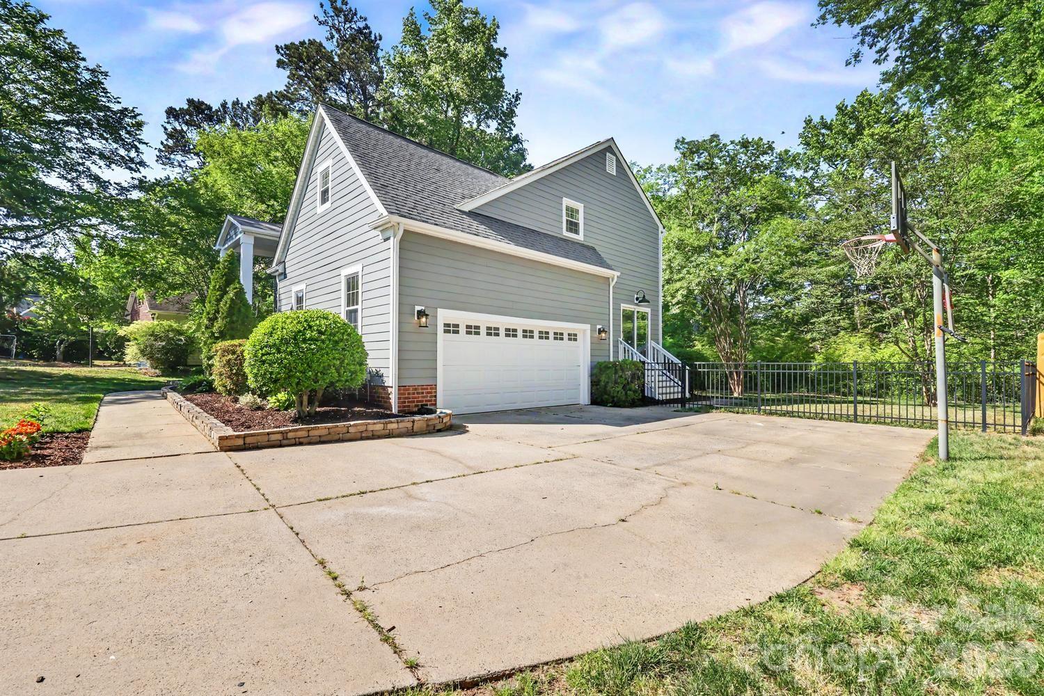 Photo 46 of 12227 Provincetowne Drive, Charlotte, NC