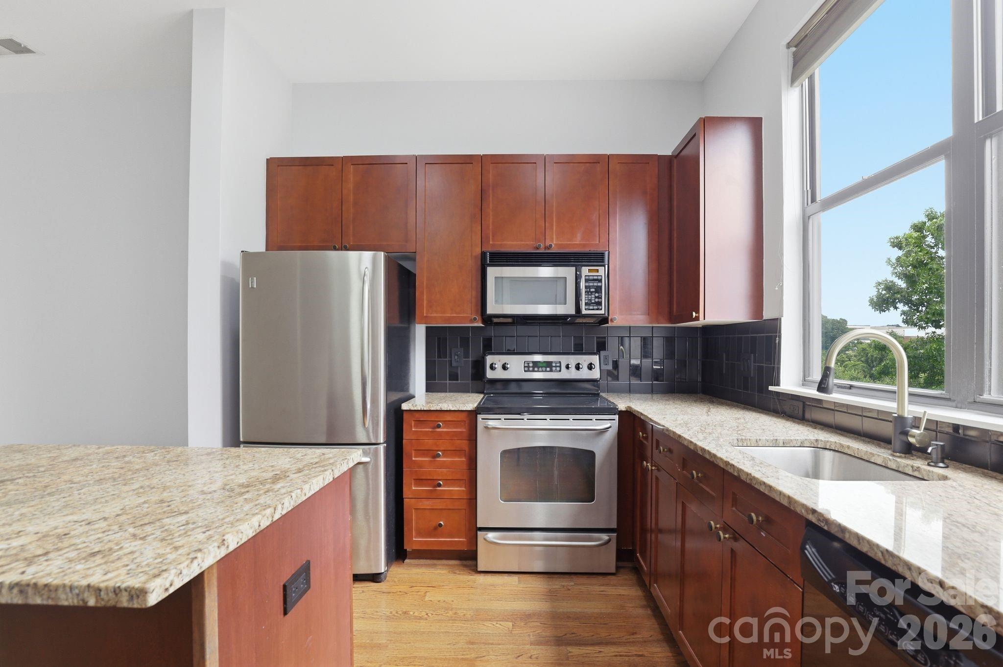 Photo 8 of 526 N McDowell Street, Charlotte, NC