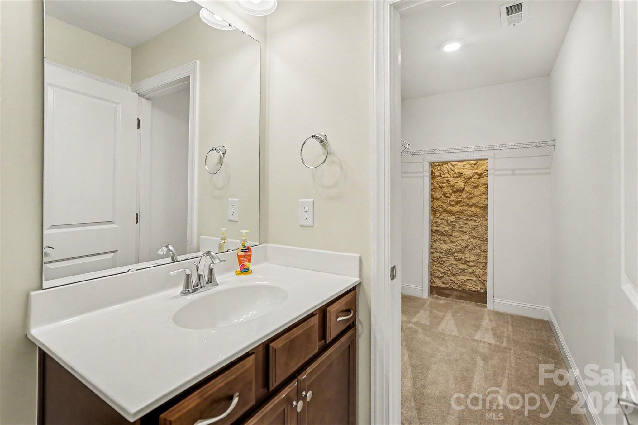 Photo 34 of 8407 Festival Way, Charlotte, NC