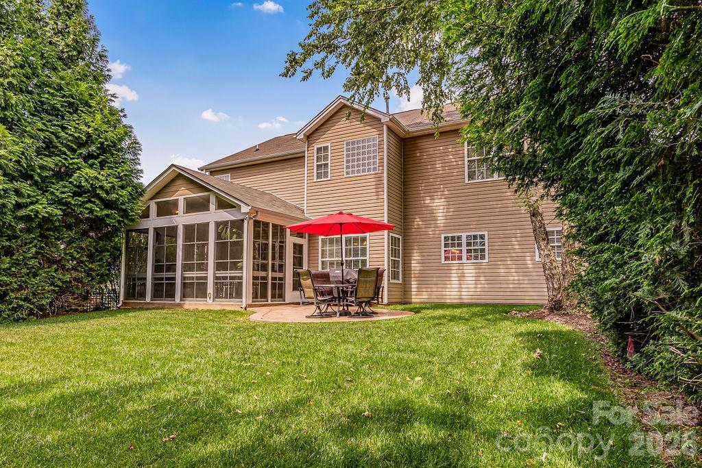 Photo 3 of 13731 Daltrey Lane, Charlotte, NC