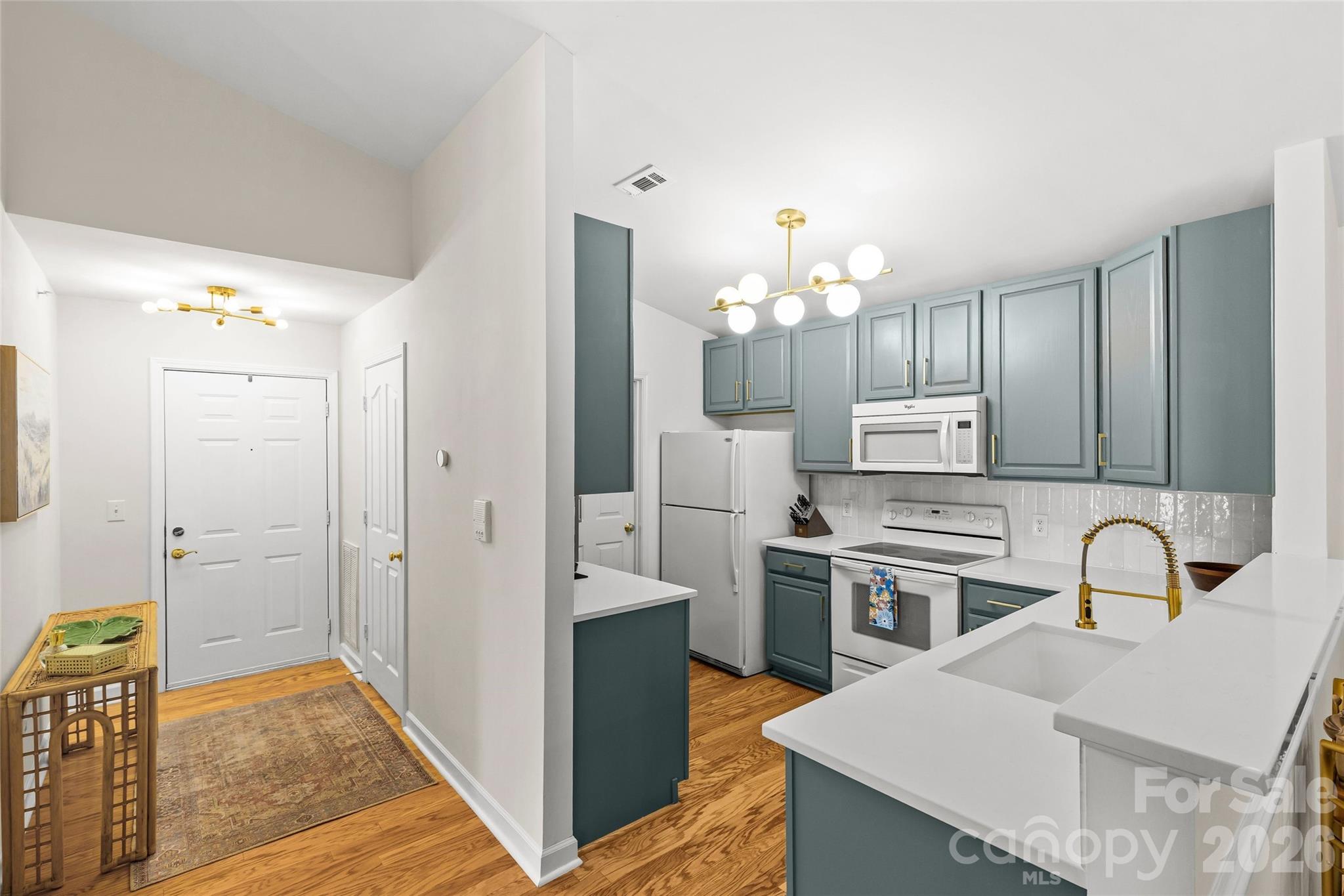 Photo 8 of 10652 Hill Point Court, Charlotte, NC