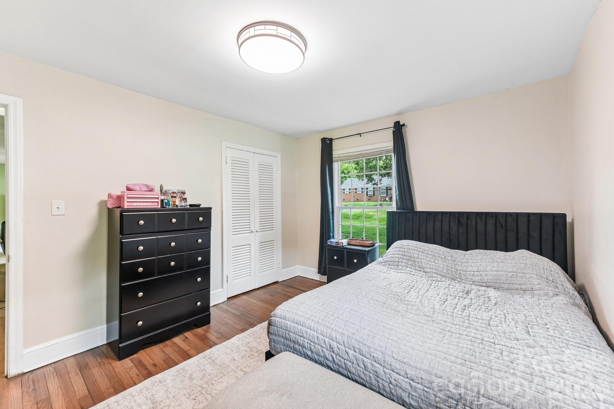 Home for sale at 933 Clanton Road, Charlotte, NC — photo 11 of 25