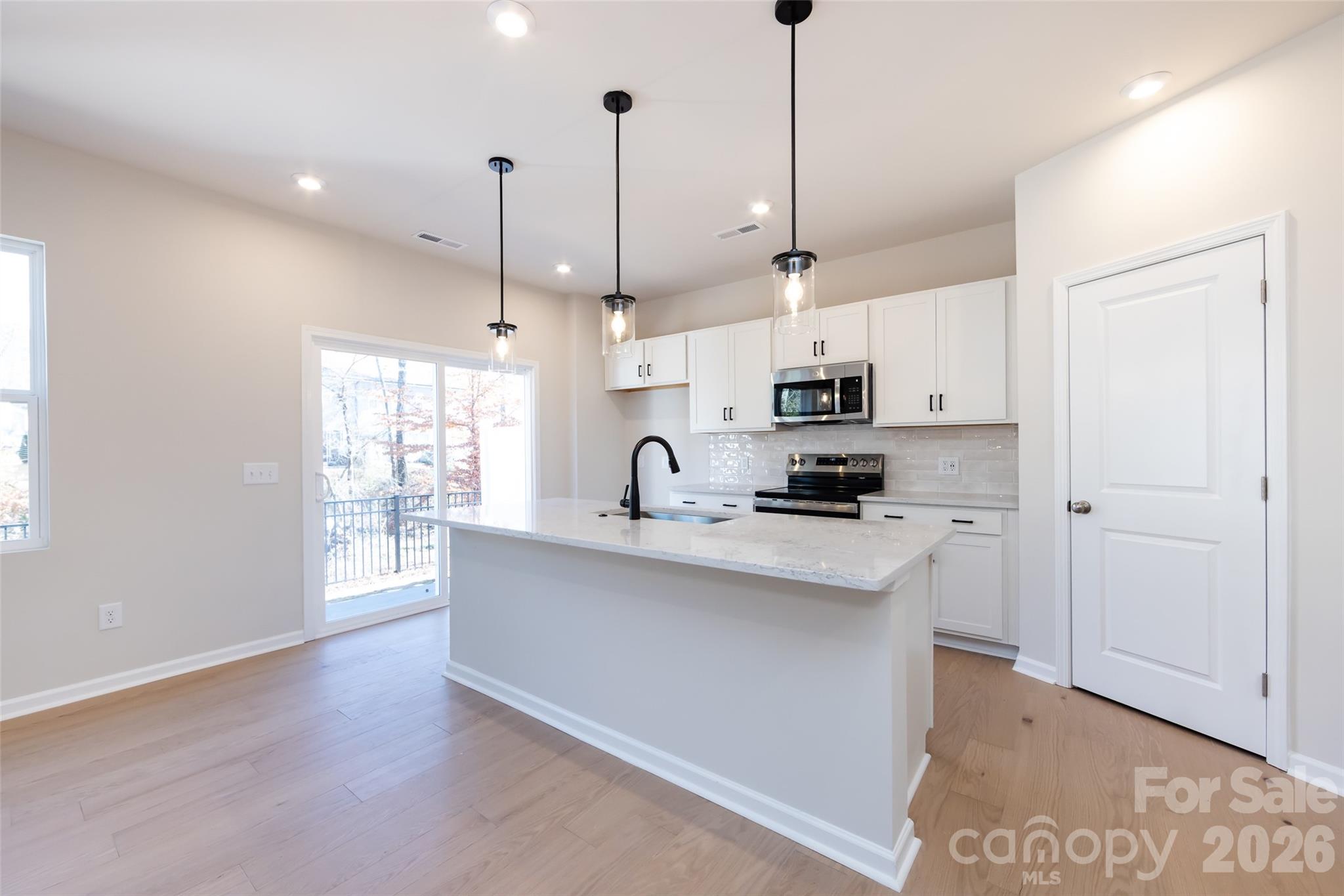 Photo 7 of 6005 Longar Lane, Charlotte, NC