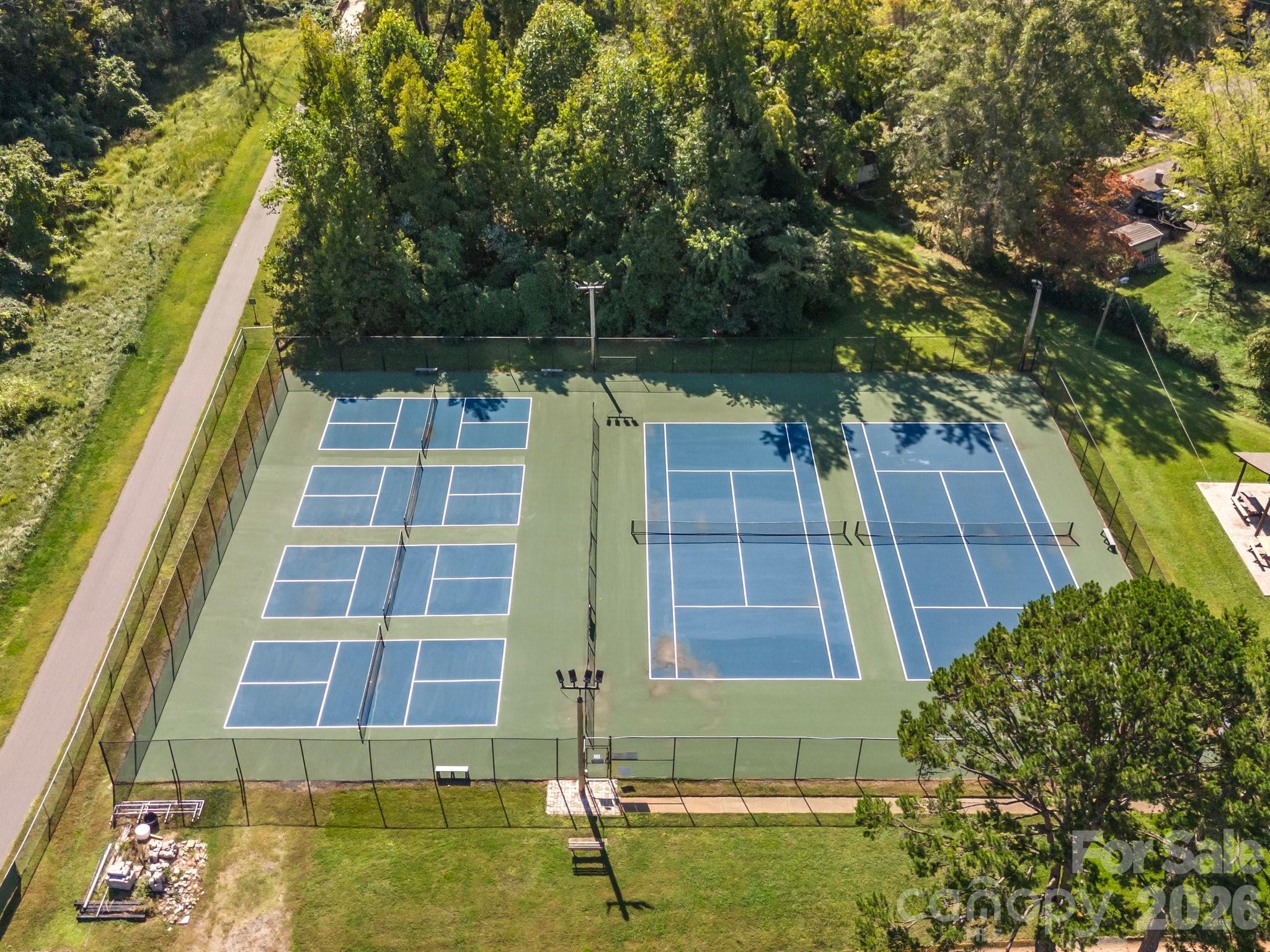 7401 Woodstream Drive, Charlotte, NC - photo 37 of 40