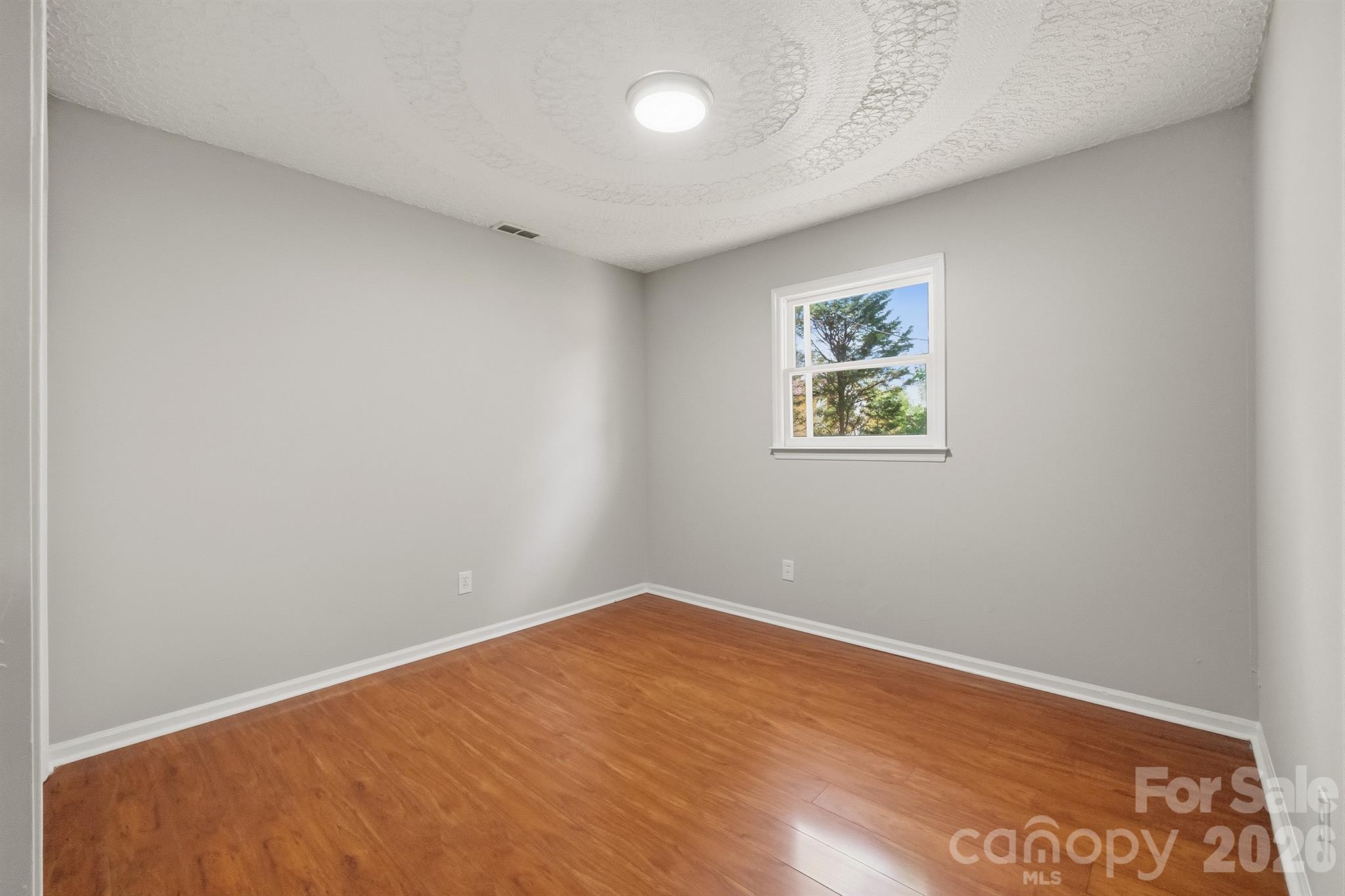 806 S Laurel Street, Lincolnton, NC - photo 26 of 43