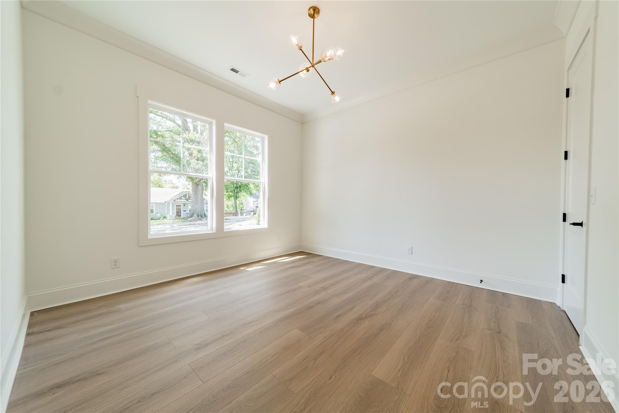 2648 Roslyn Avenue, Charlotte, NC - photo 9 of 39