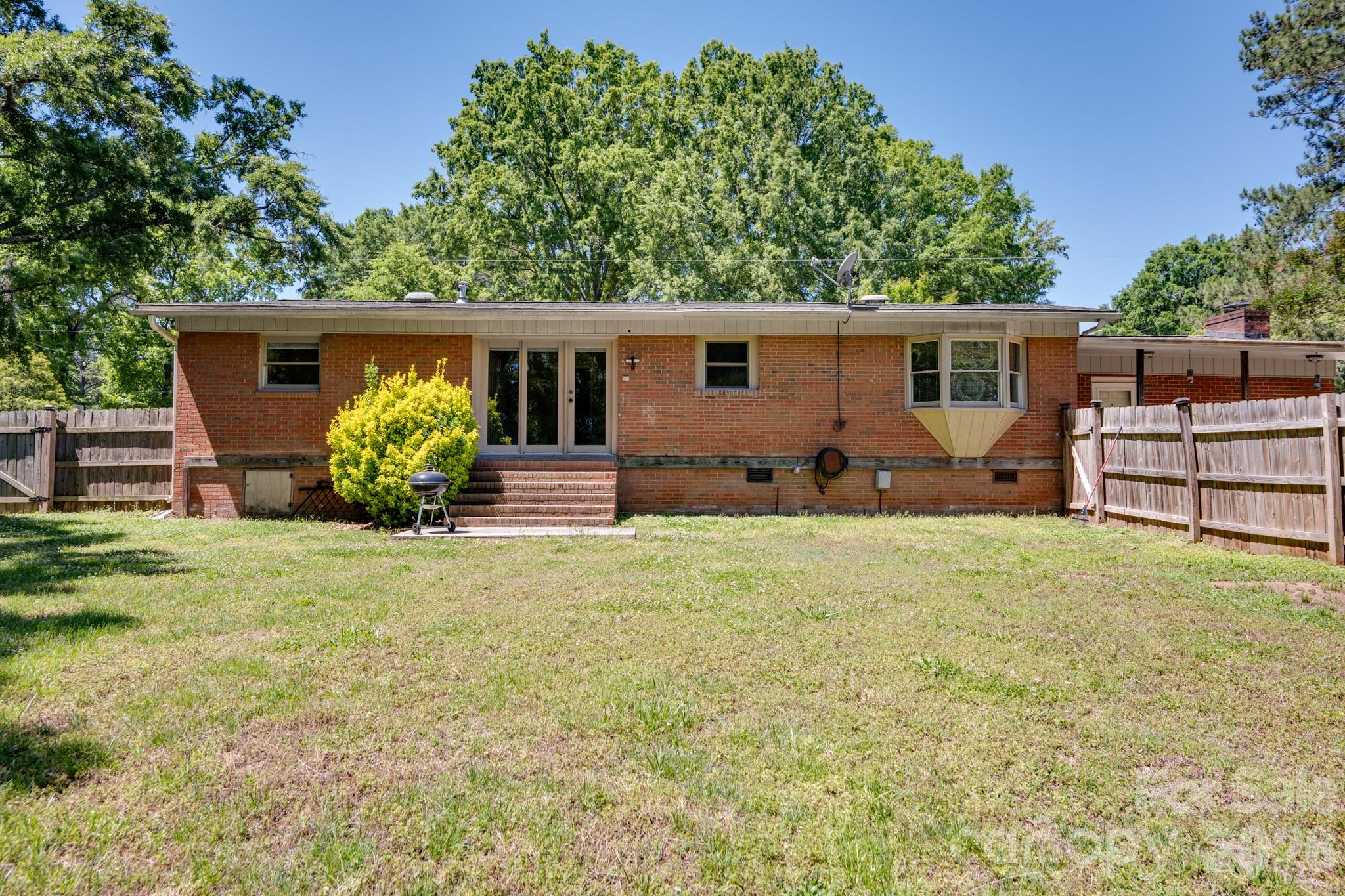 624 Patricia Avenue, Harrisburg, NC - photo 24 of 32