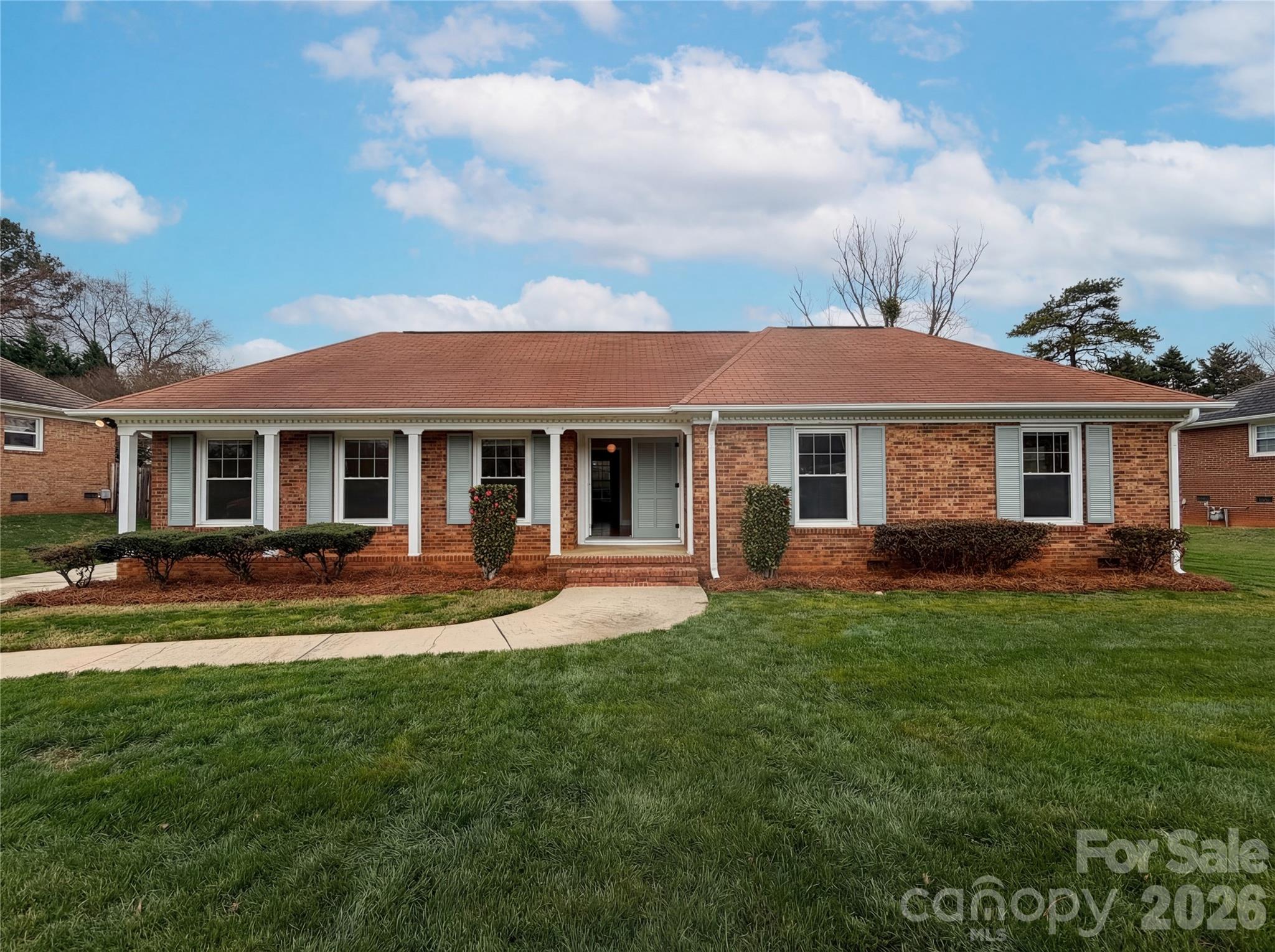 6214 Ashcrest Drive, Charlotte, NC - photo 1 of 25