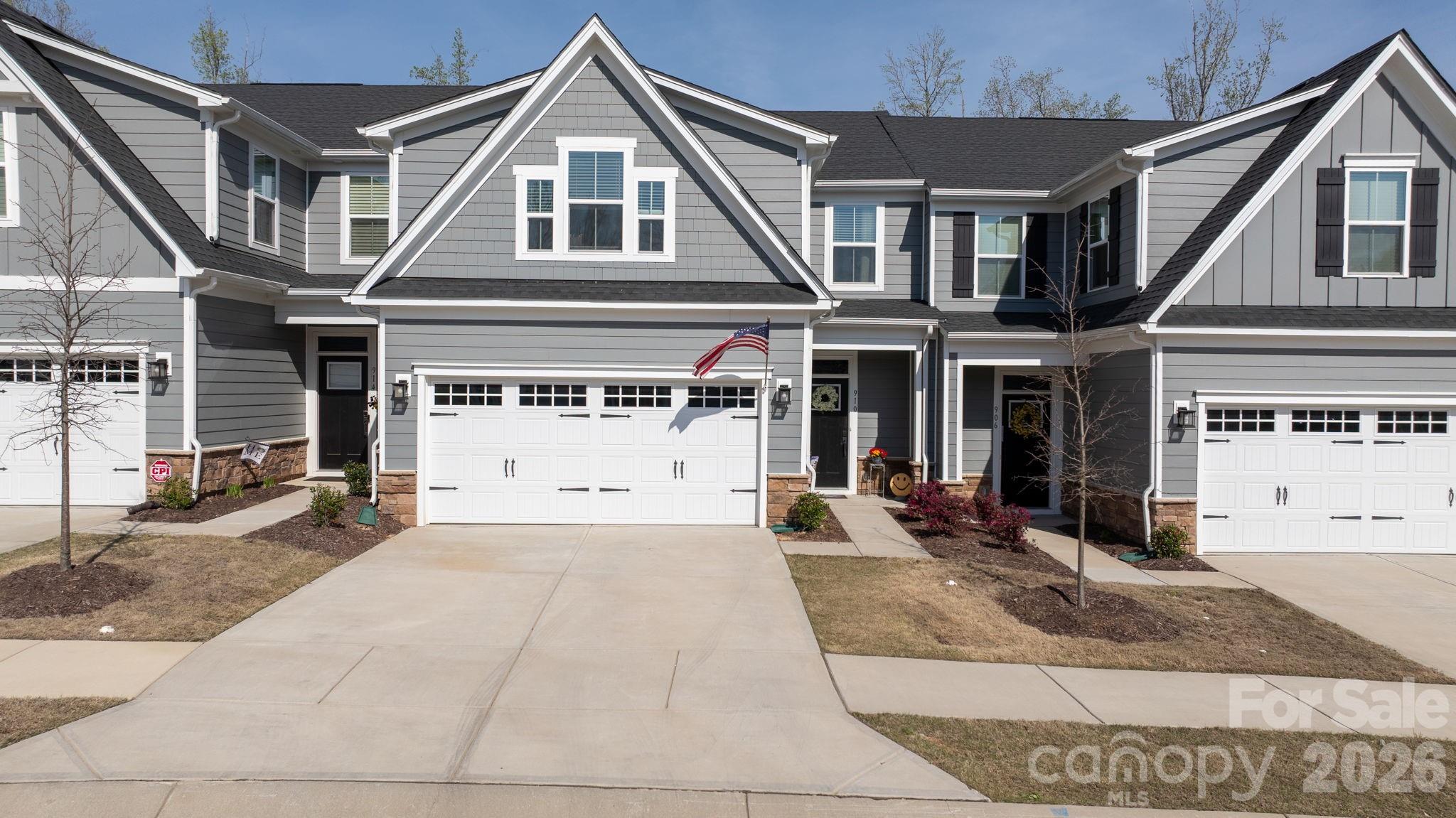 910 Prince Garrett Way, Denver, NC