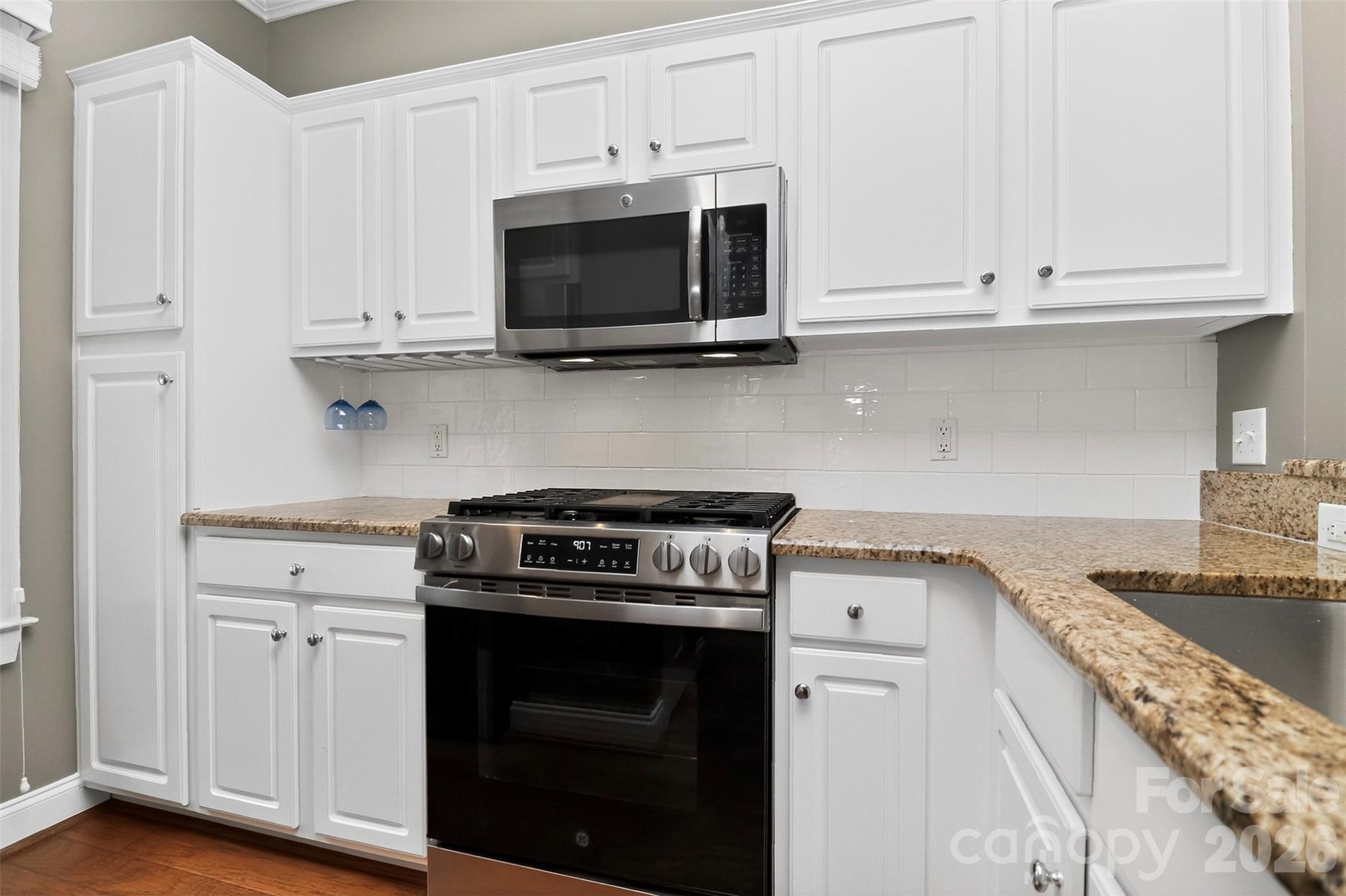 Photo 15 of 1073 Park West Drive, Charlotte, NC