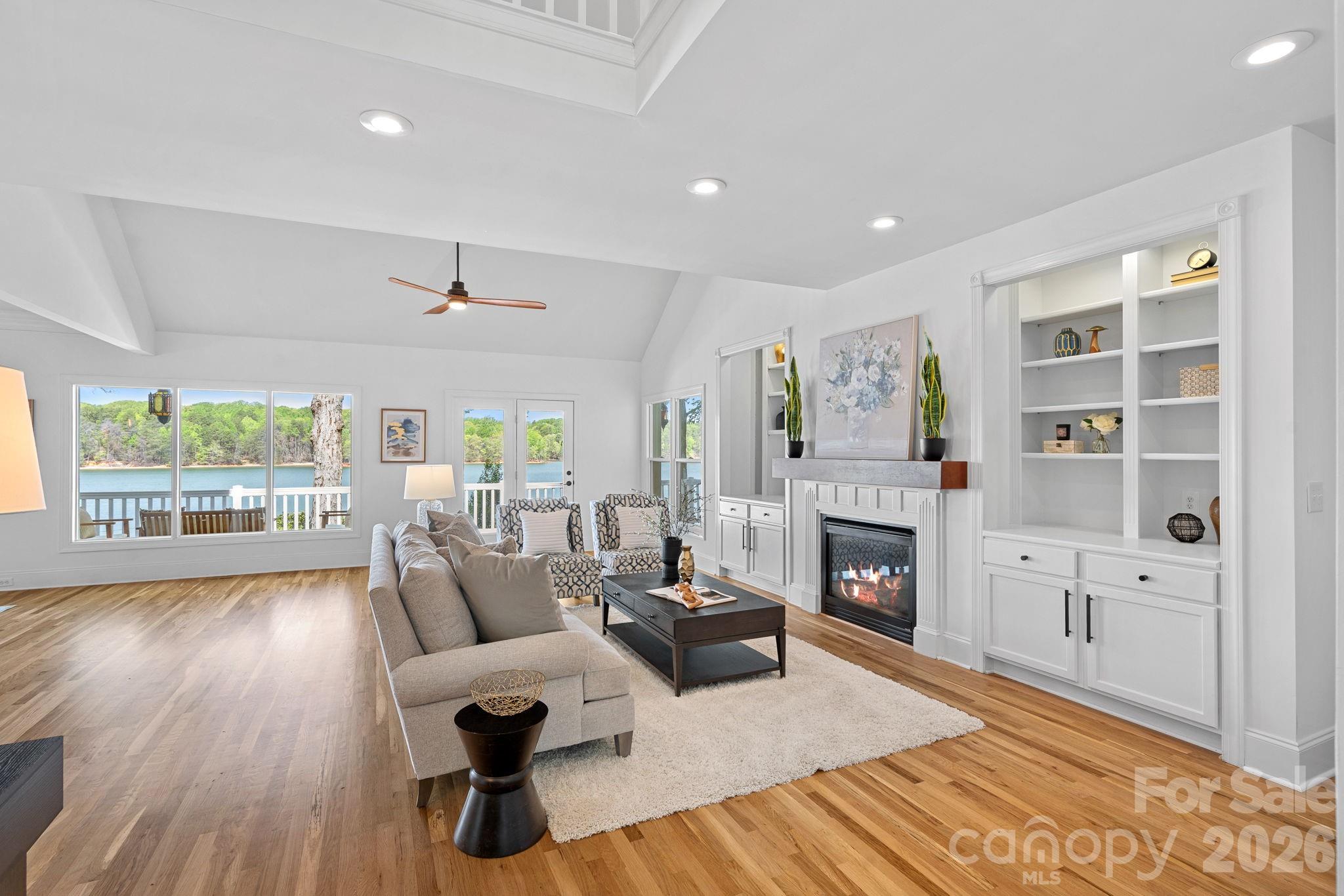 Photo 4 of 139 Hawks Point Drive, Troutman, NC