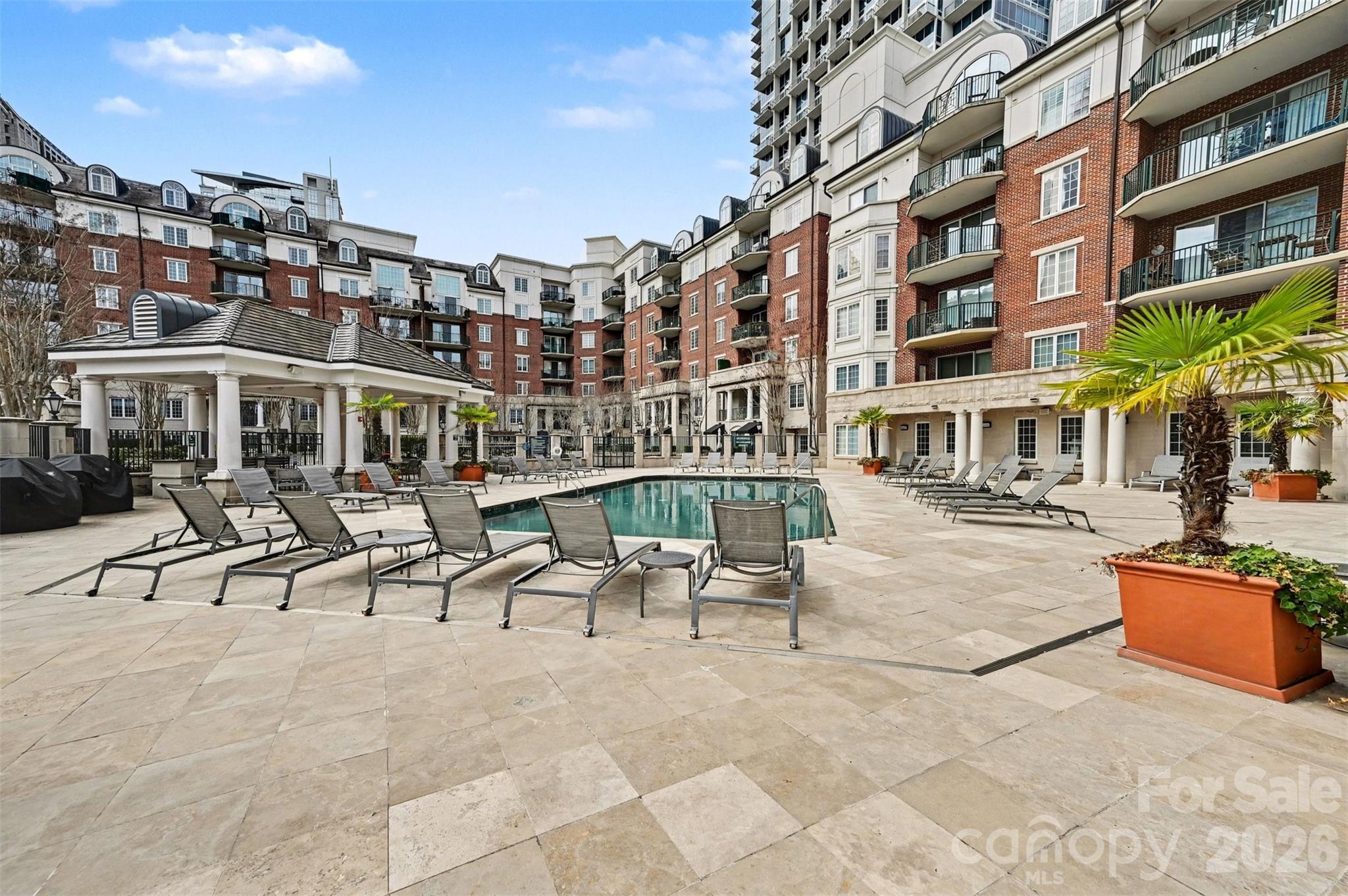 Home for sale at 300 W 5th Street336, Charlotte, NC — photo 1 of 30