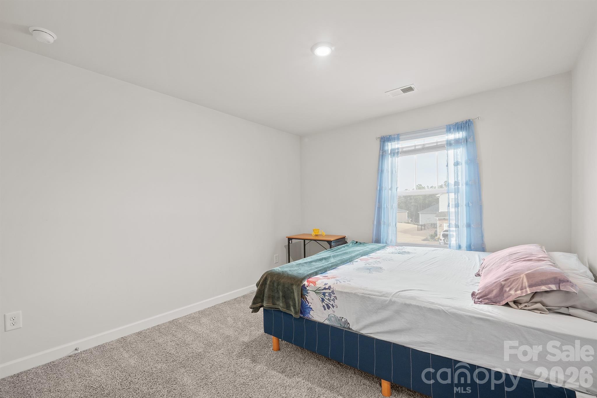 Photo 19 of 13022 KENWORTH Road, Charlotte, NC