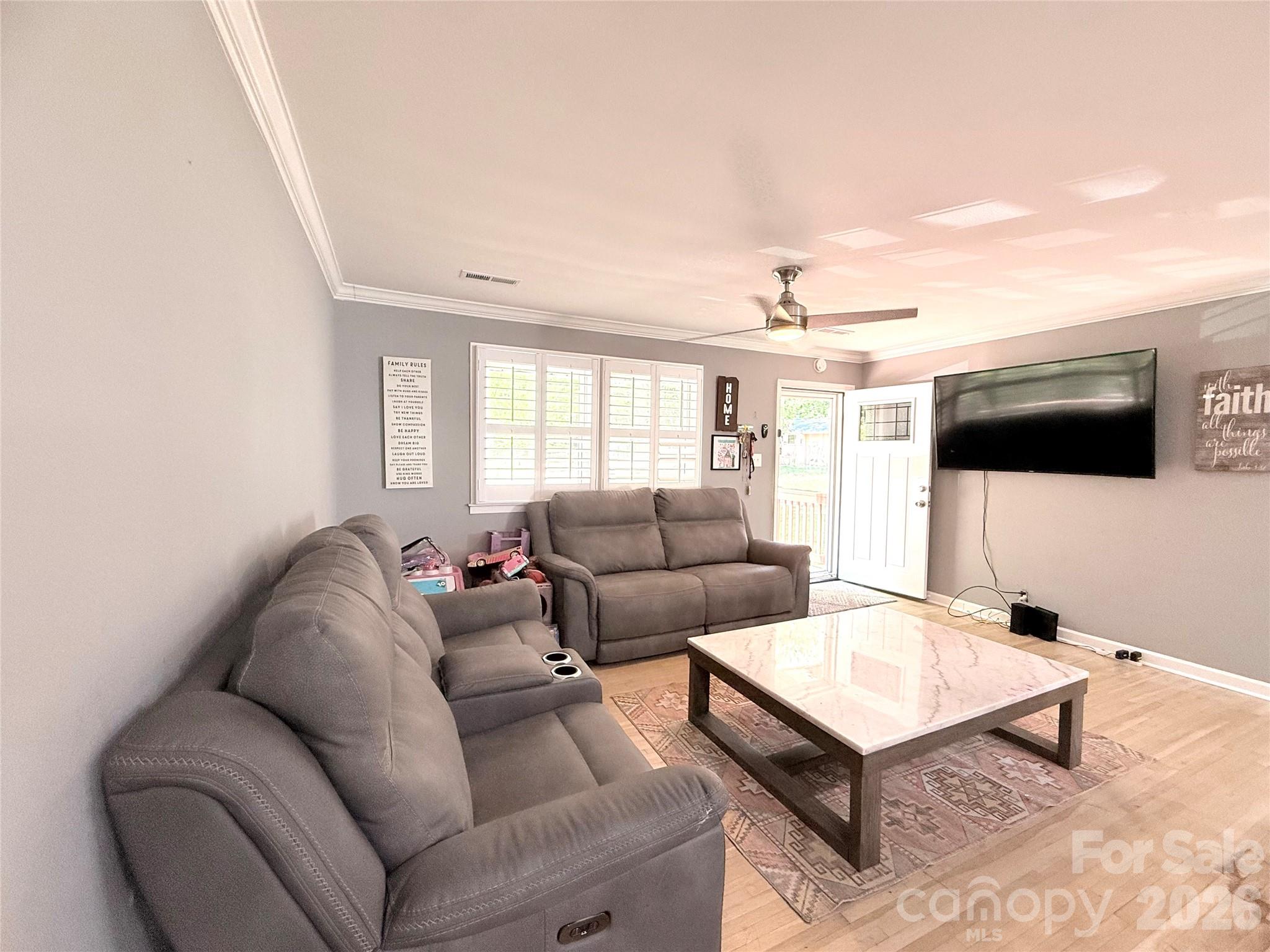 Photo 4 of 401 Rutland Drive, Charlotte, NC