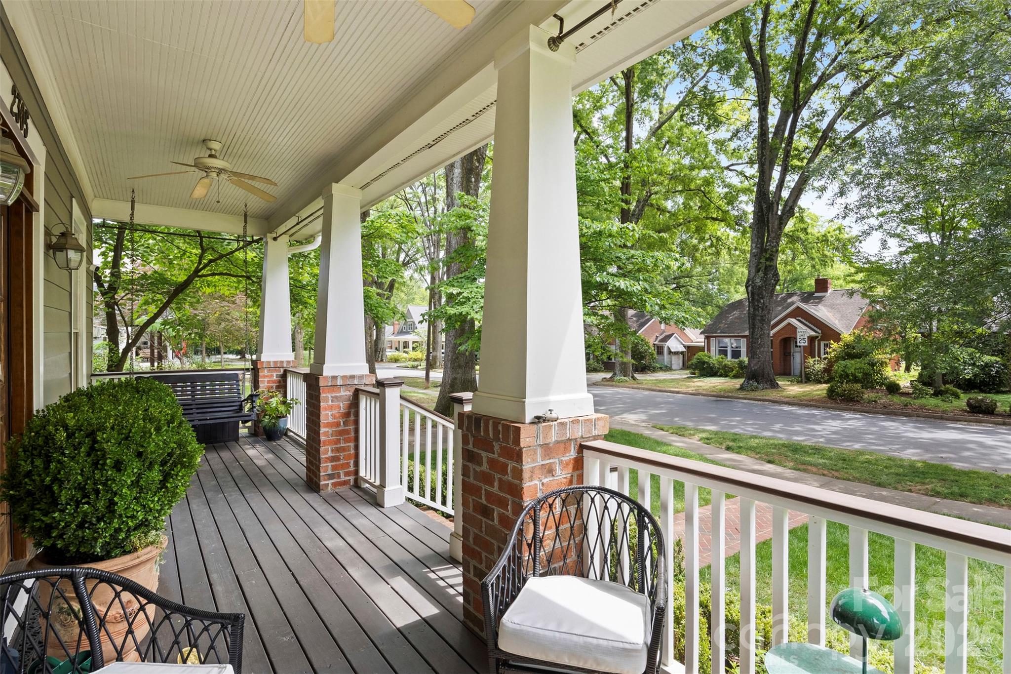Photo 4 of 2305 Shenandoah Avenue, Charlotte, NC